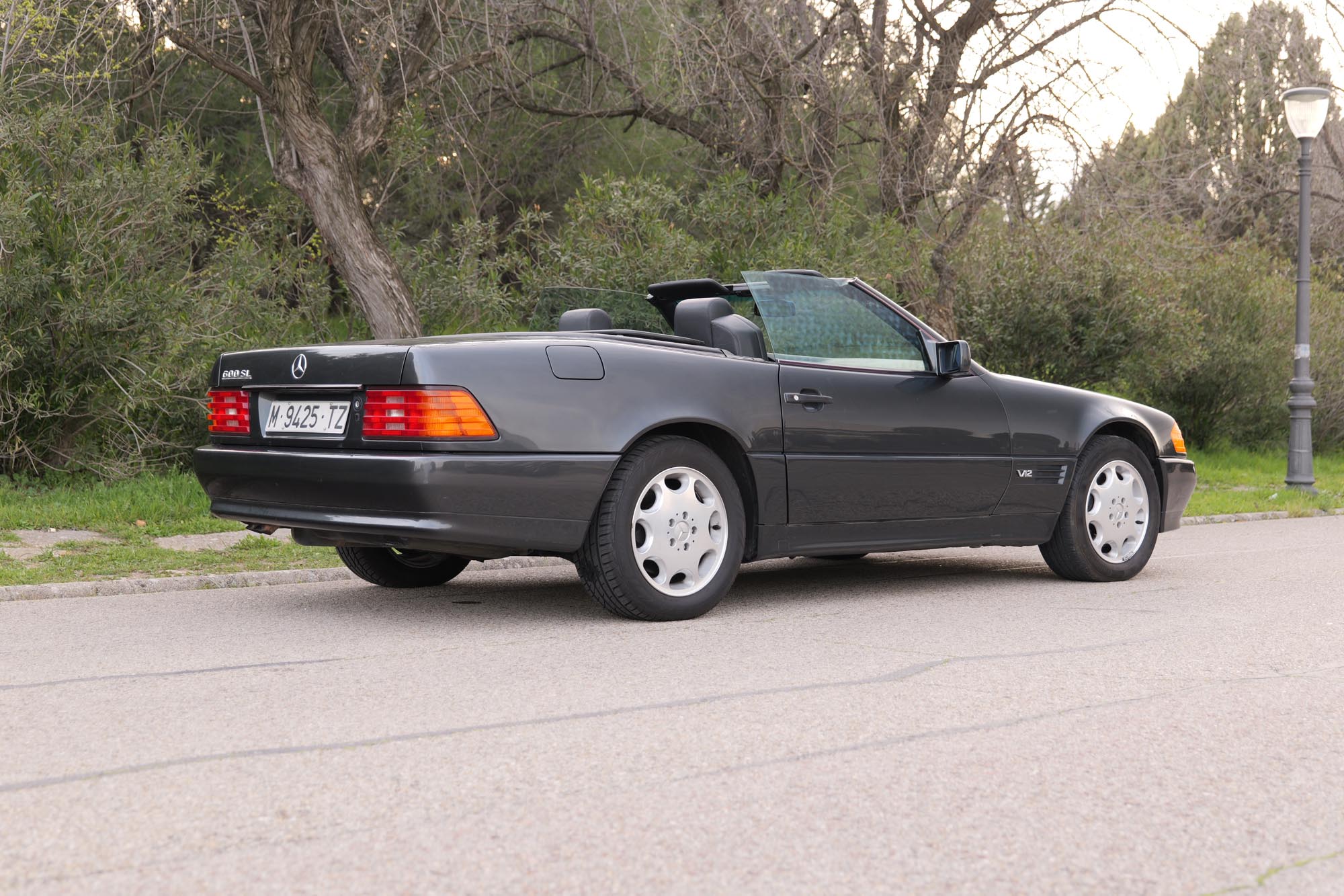 1993 Mercedes-Benz (R129) 600 SL - 38,275 KM for sale by auction in ...