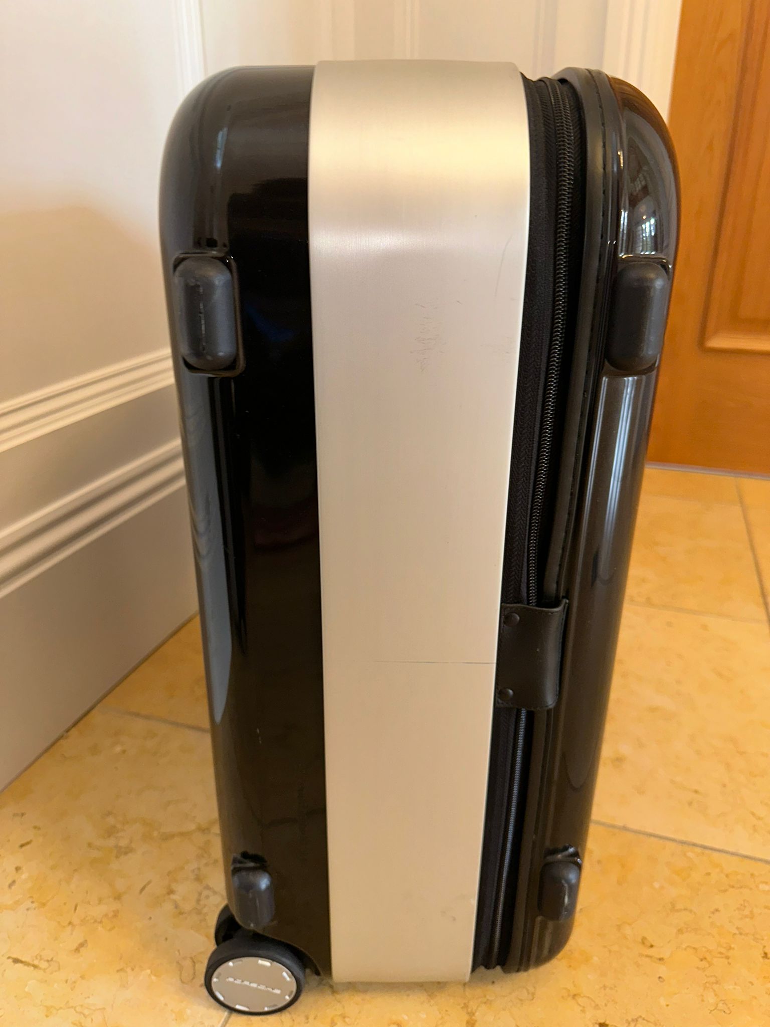 Porsche Aluframe Rimowa Luggage Set for sale by auction in London ...