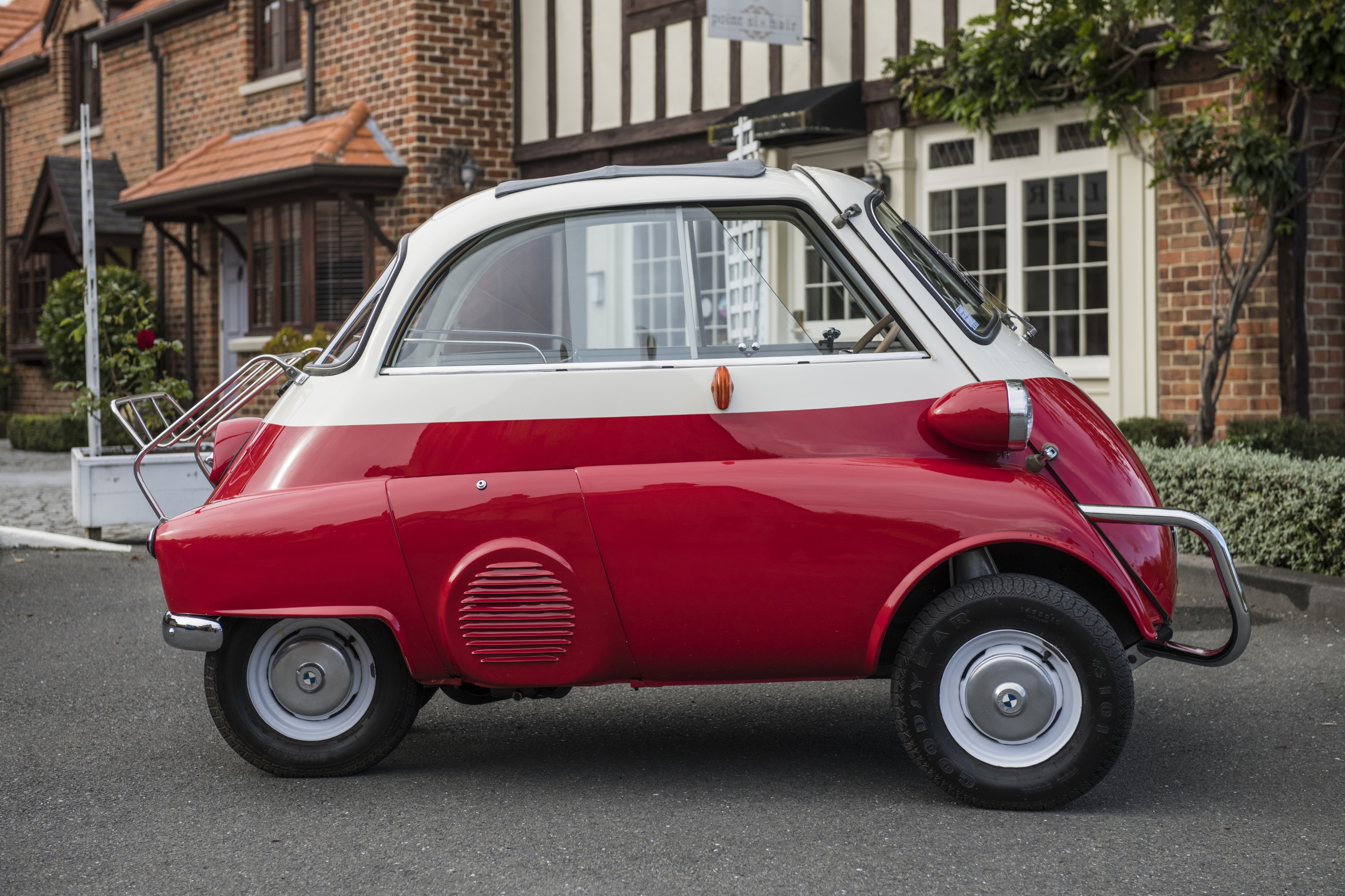 1957 BMW Isetta 300 for sale by auction in Nelson, NZ, New Zealand