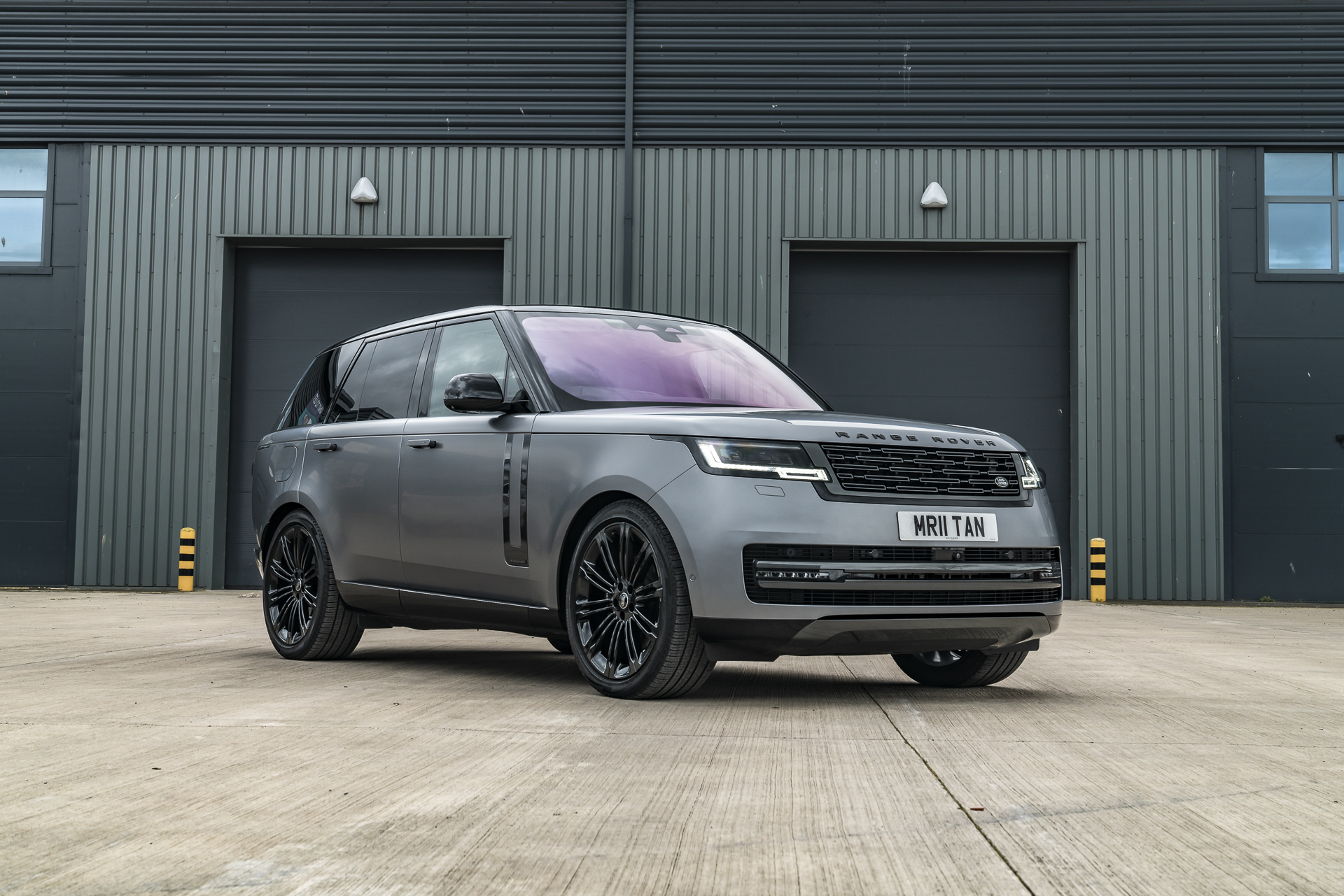 2022 Range Rover P400 Autobiography for sale by auction in Cheltenham ...