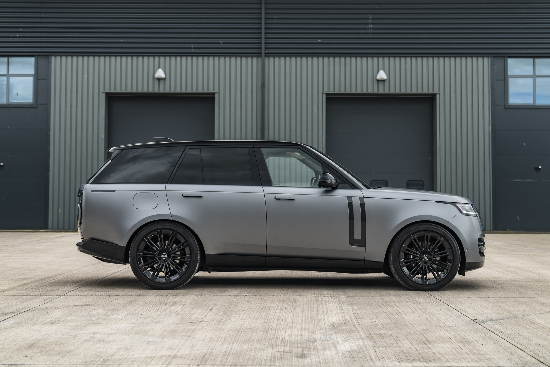 2022 Range Rover P400 Autobiography for sale by auction in Cheltenham ...