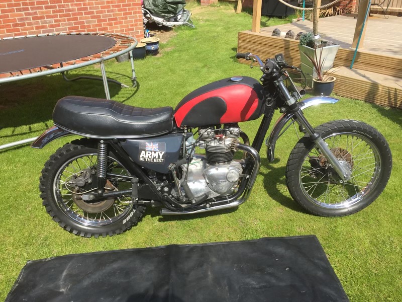 1999 Triumph Tiger TR7 T140 - Ex White Helmets for sale by classified ...