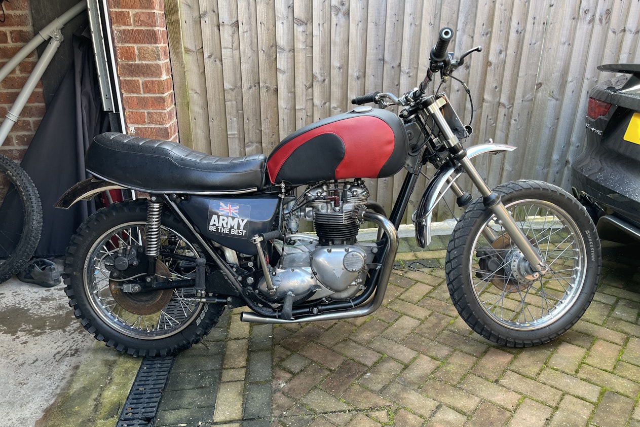 1999 Triumph Tiger TR7 T140 - Ex White Helmets for sale by classified ...