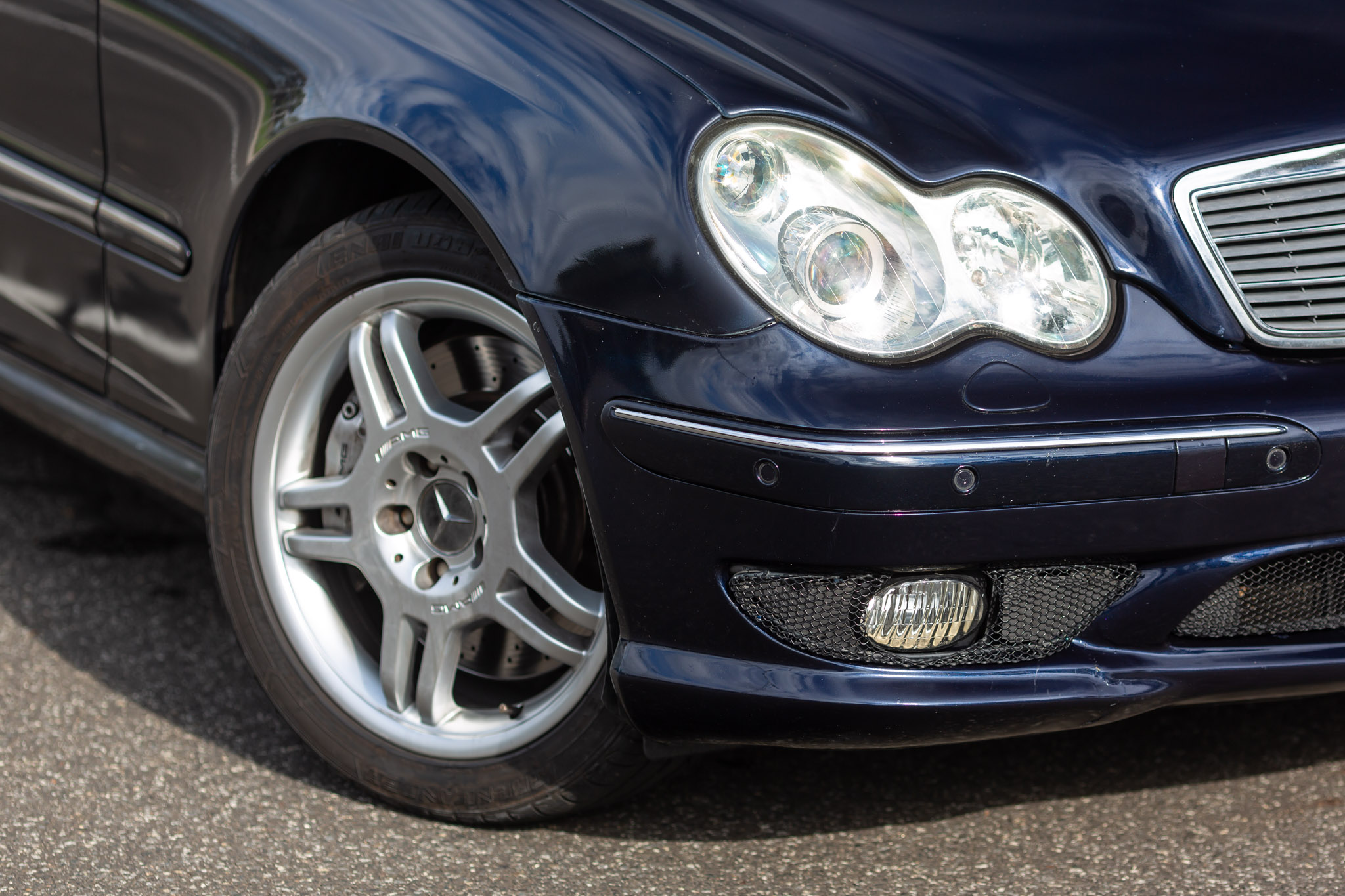 2002 Mercedes-Benz (W203) C32 AMG for sale by auction in Keilor Downs ...