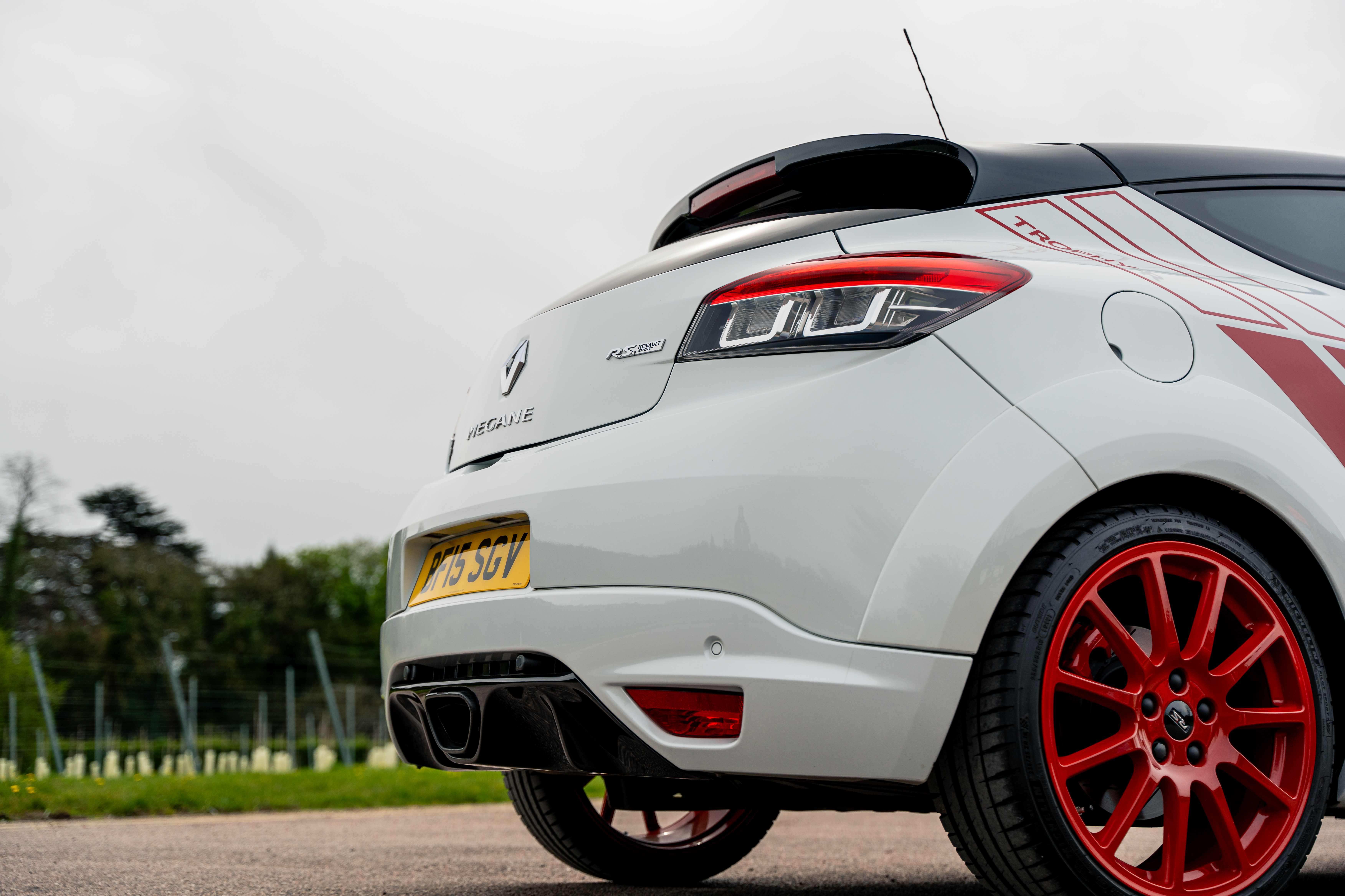 2015 Renaultsport Megane RS 275 Trophy-R for sale by auction in Dorking ...