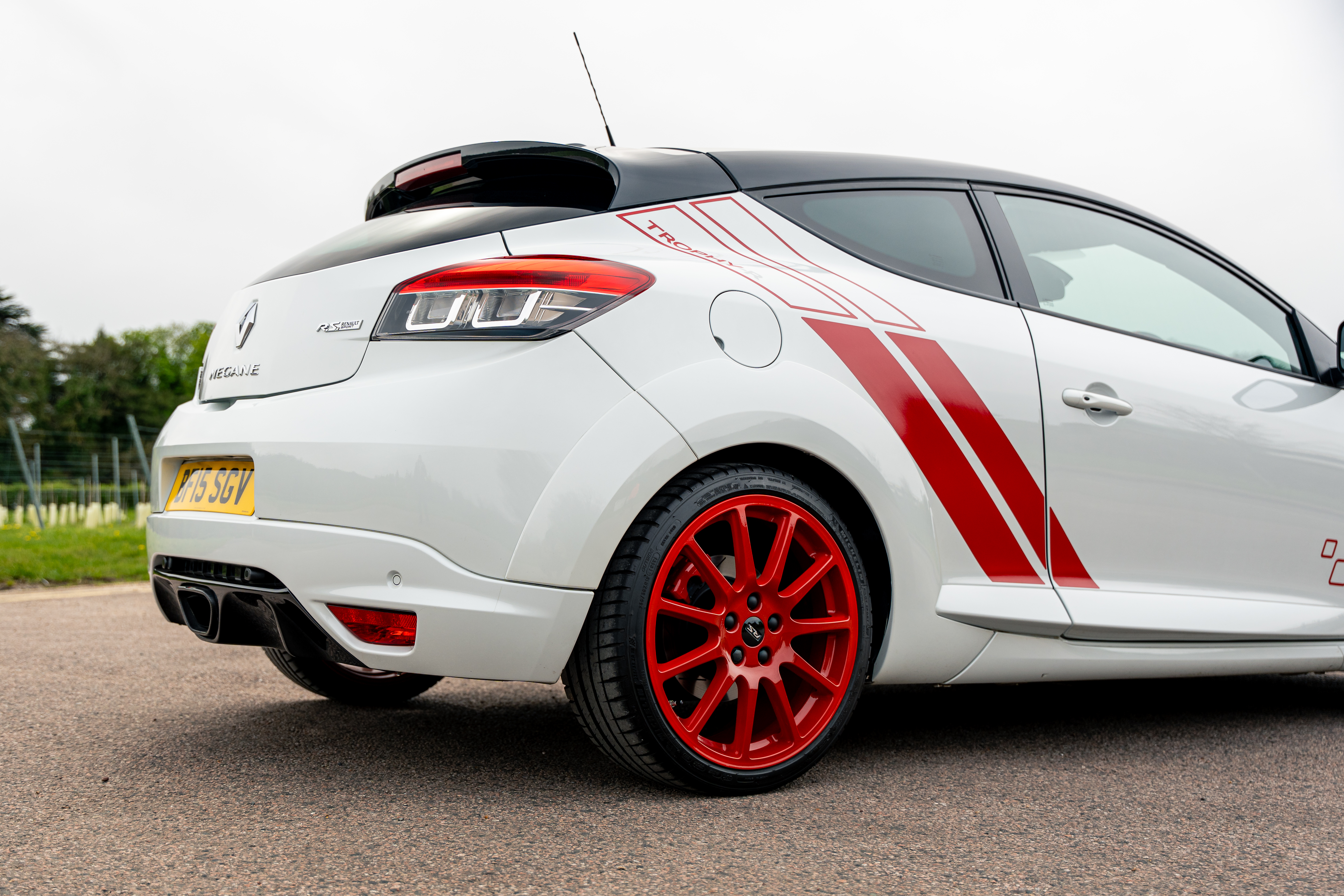 2015 Renaultsport Megane RS 275 Trophy-R for sale by auction in Dorking ...