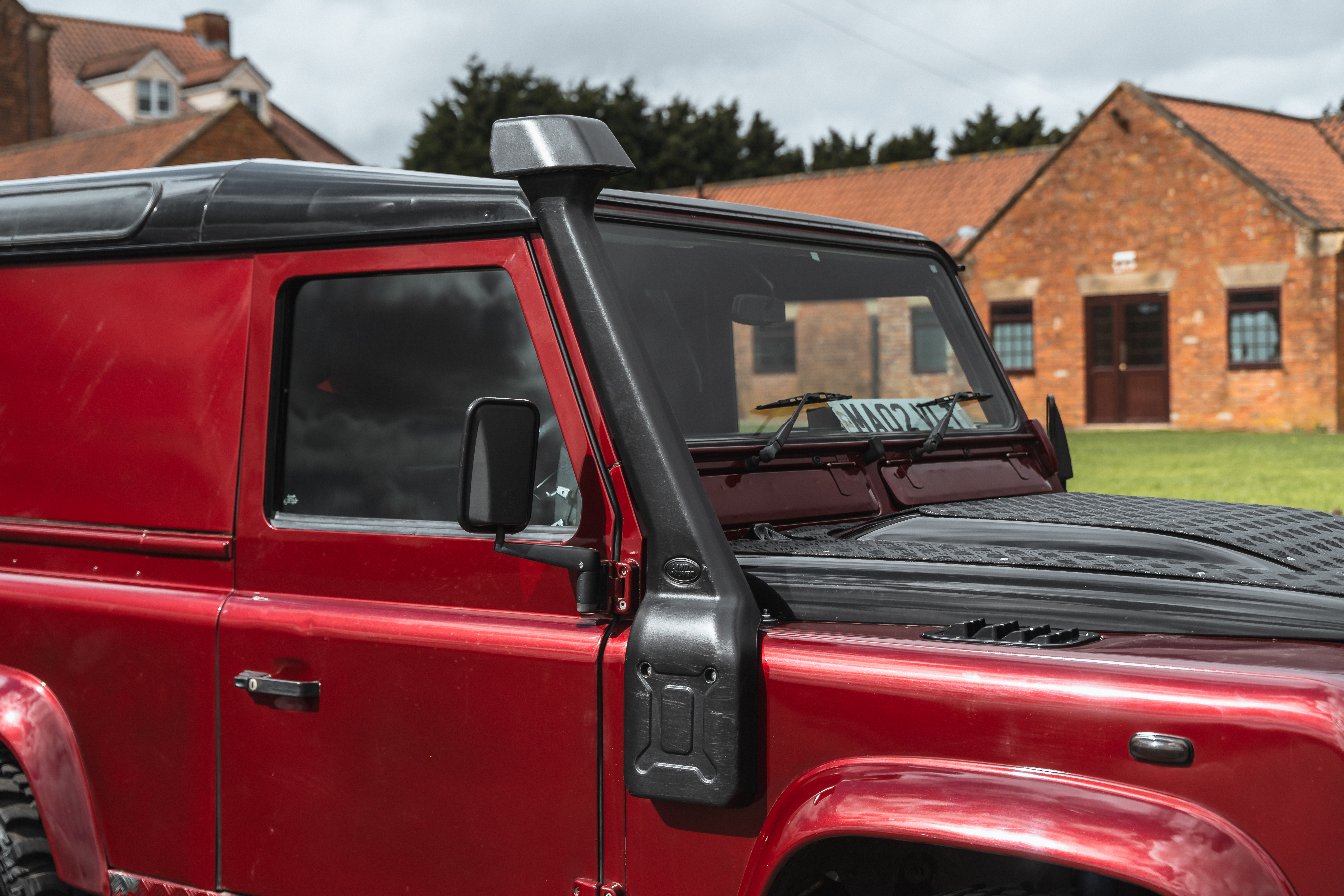 2002 Land Rover Defender 90 TD5 for sale by auction in Edwinstowe ...