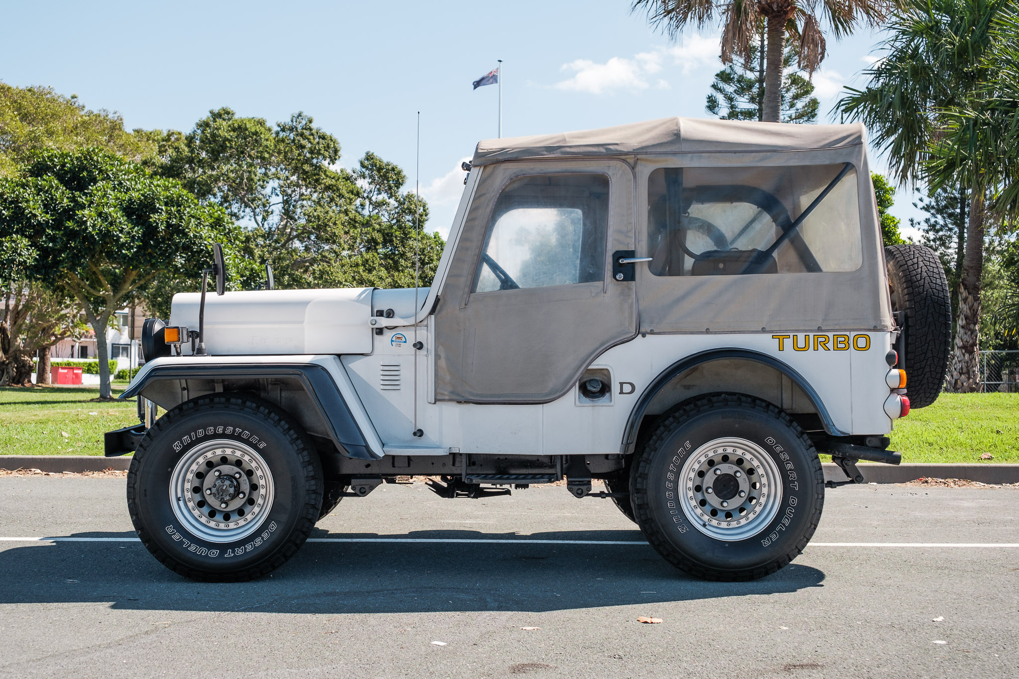 1988 Mitsubishi Jeep P-J53 for sale by auction in Gold Coast, QLD ...