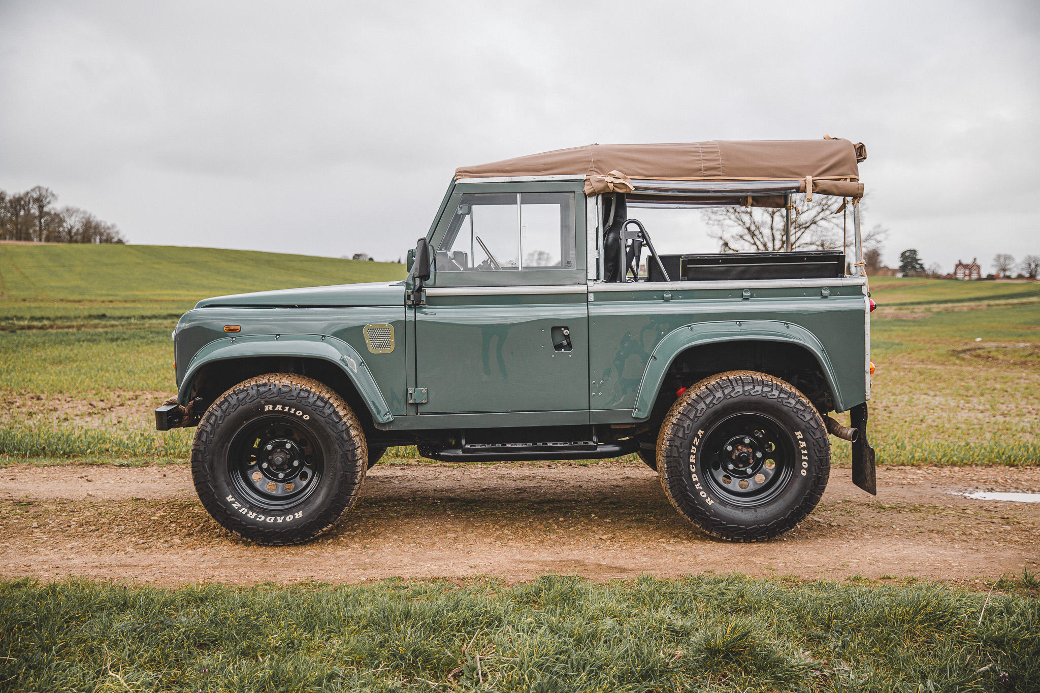 1987 Land Rover 90 V8 for sale by auction in Sarratt, Hertfordshire ...