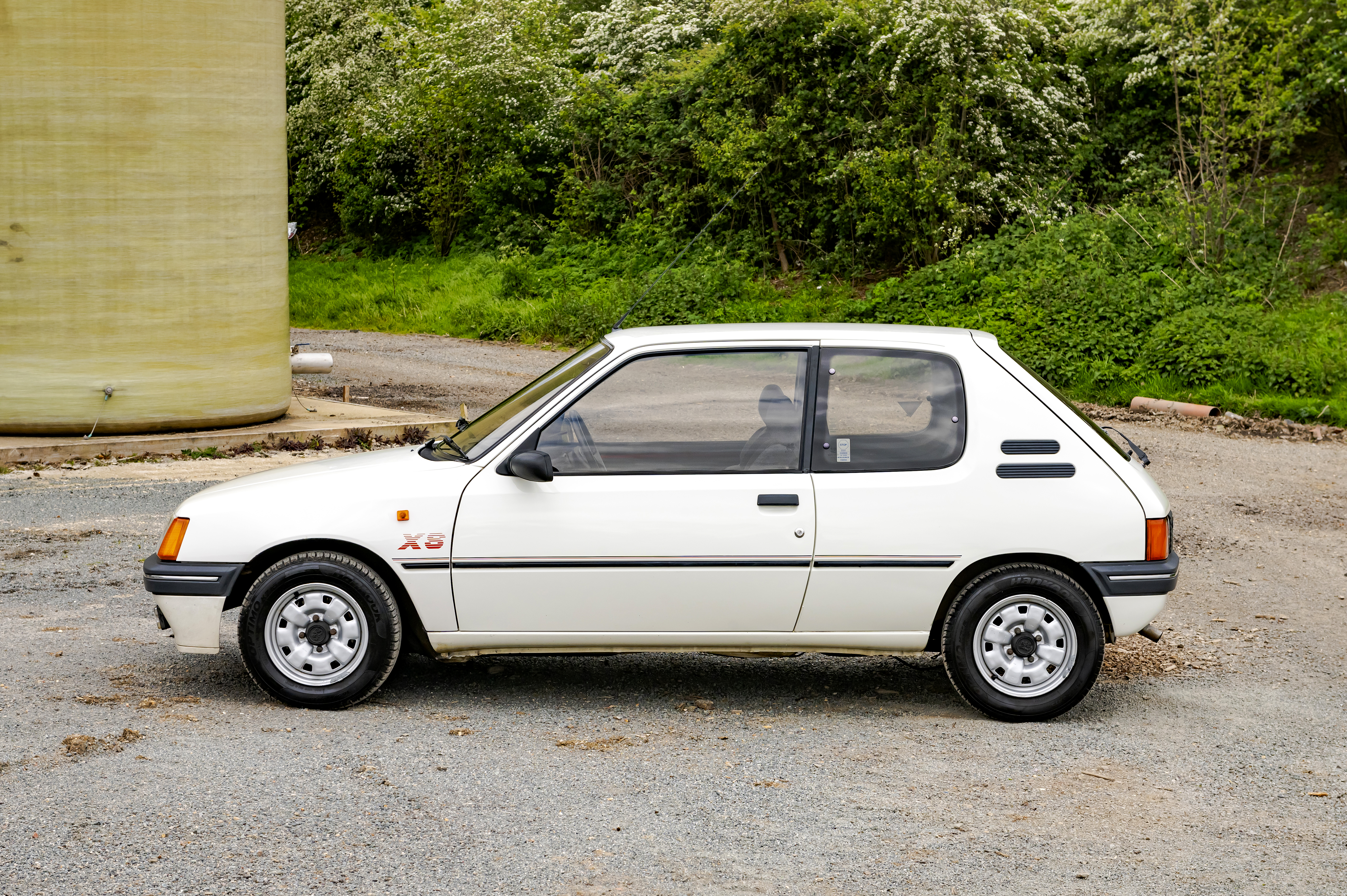 1989 Peugeot 205 XS for sale by auction in Hunsdon, Hertfordshire ...