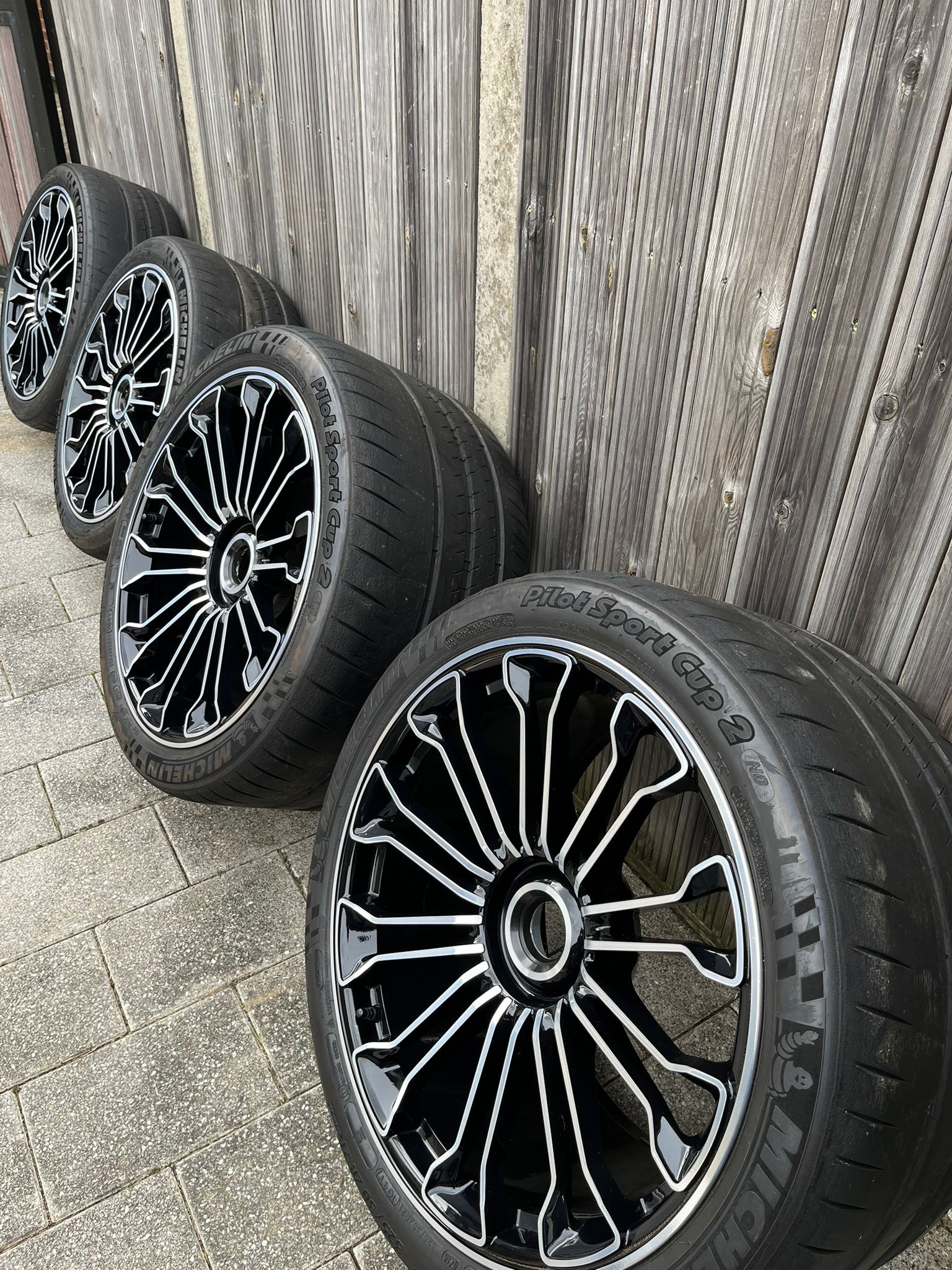 Set Of Porsche 918 Spyder Wheels & Tyres for sale by auction in London ...
