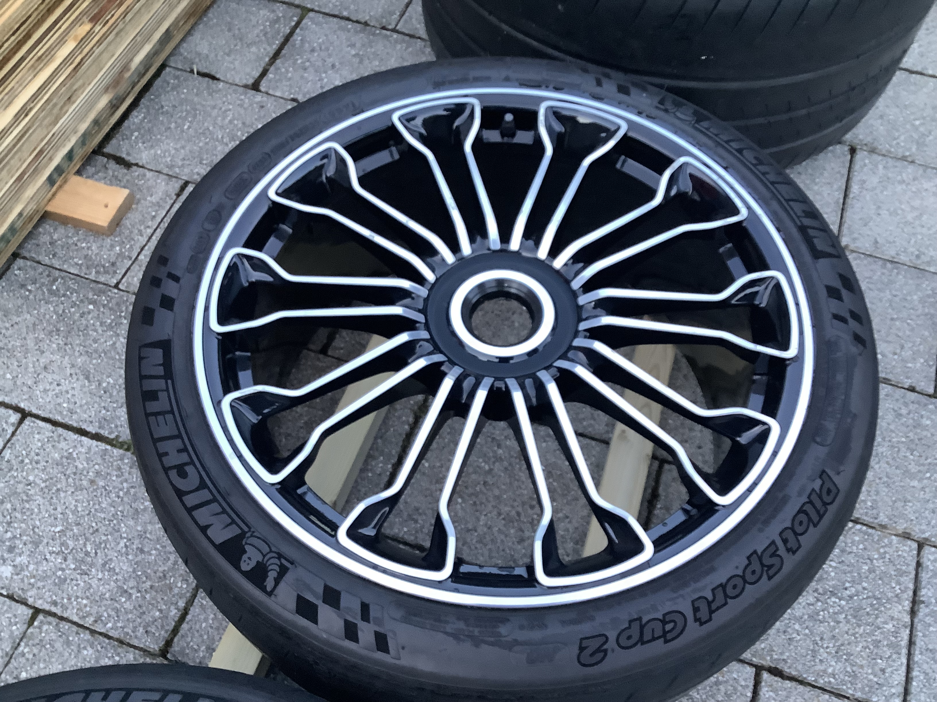 Set Of Porsche 918 Spyder Wheels & Tyres for sale by auction in London ...