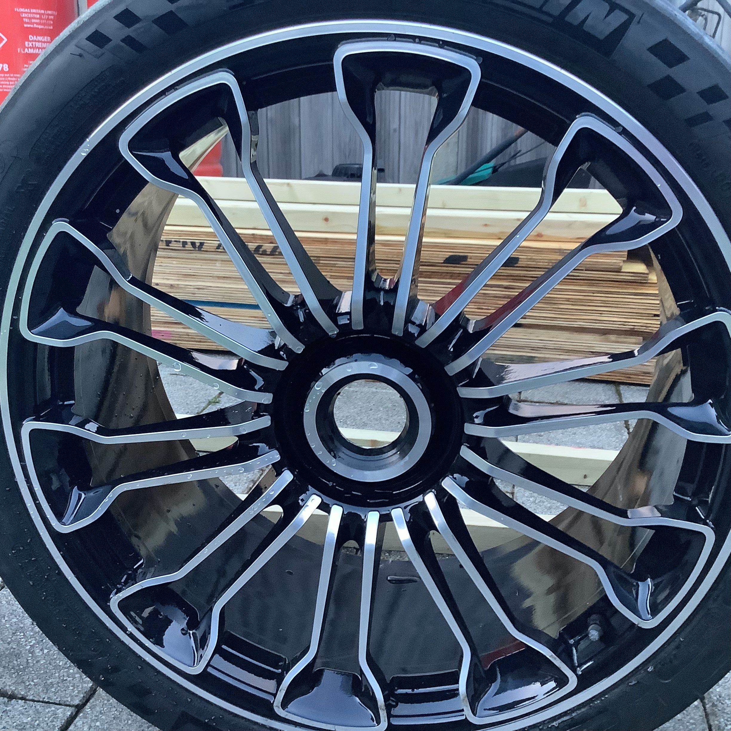 Set Of Porsche 918 Spyder Wheels & Tyres for sale by auction in London ...