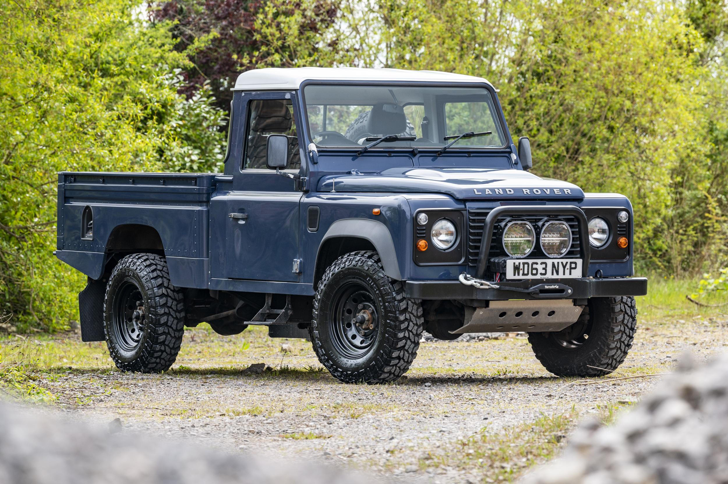 Land Rover Defender 110 High Capacity Pickup Land Rover Defender 110