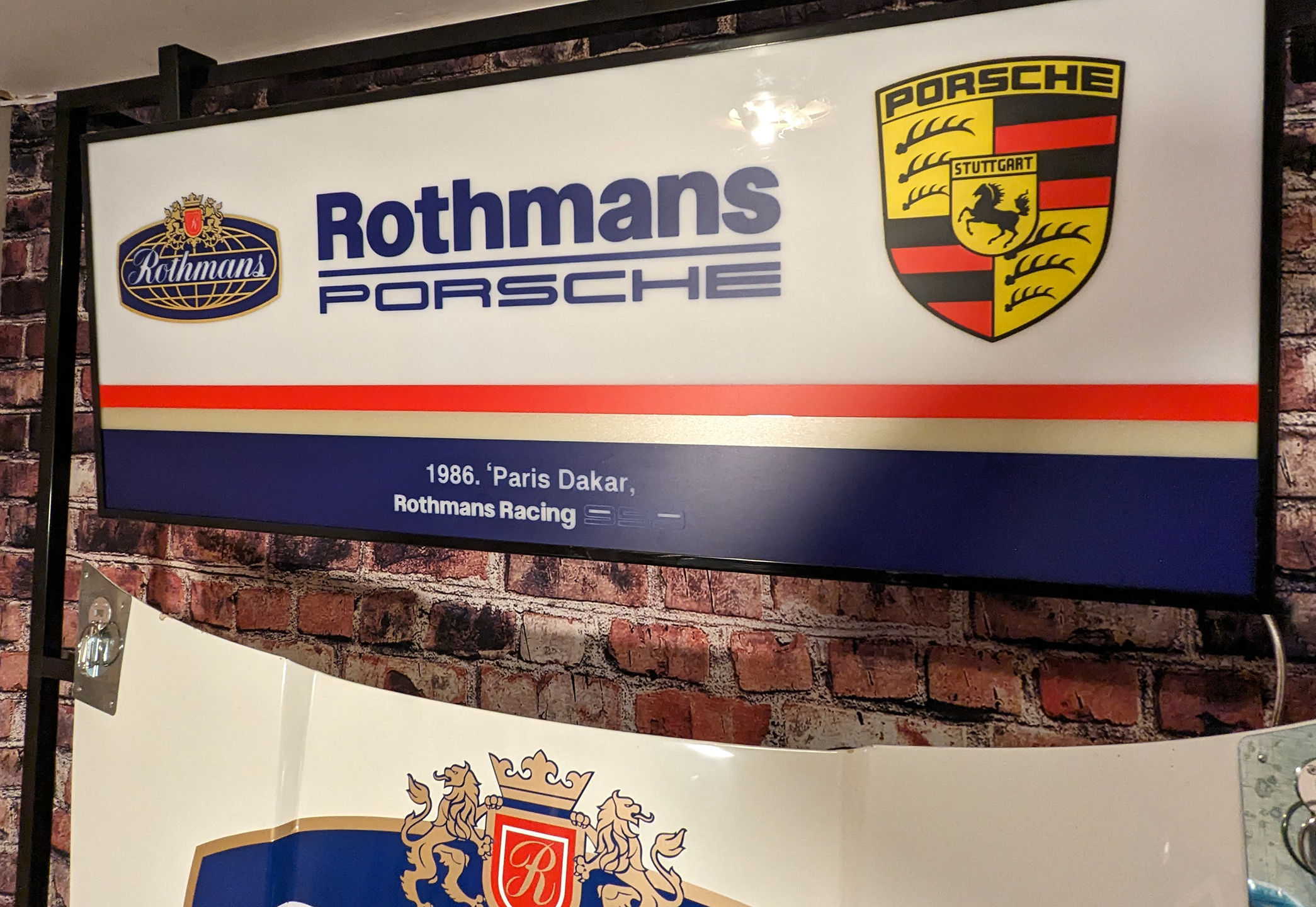 Rothmans Porsche 959 Paris-Dakar Tribute Display for sale by auction in ...