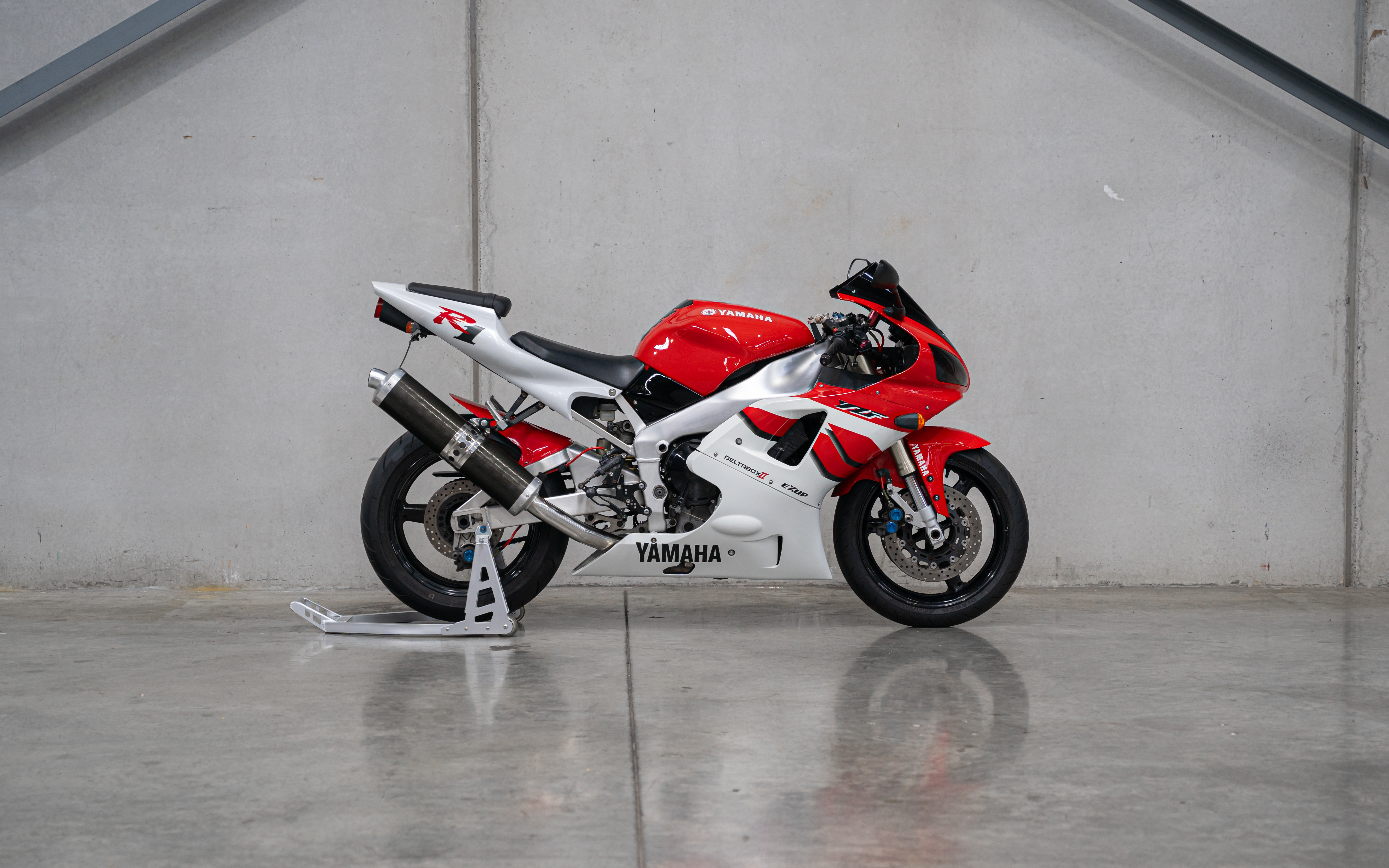 1999 Yamaha YZF-R1 for sale by auction in Preston, Melbourne, Australia