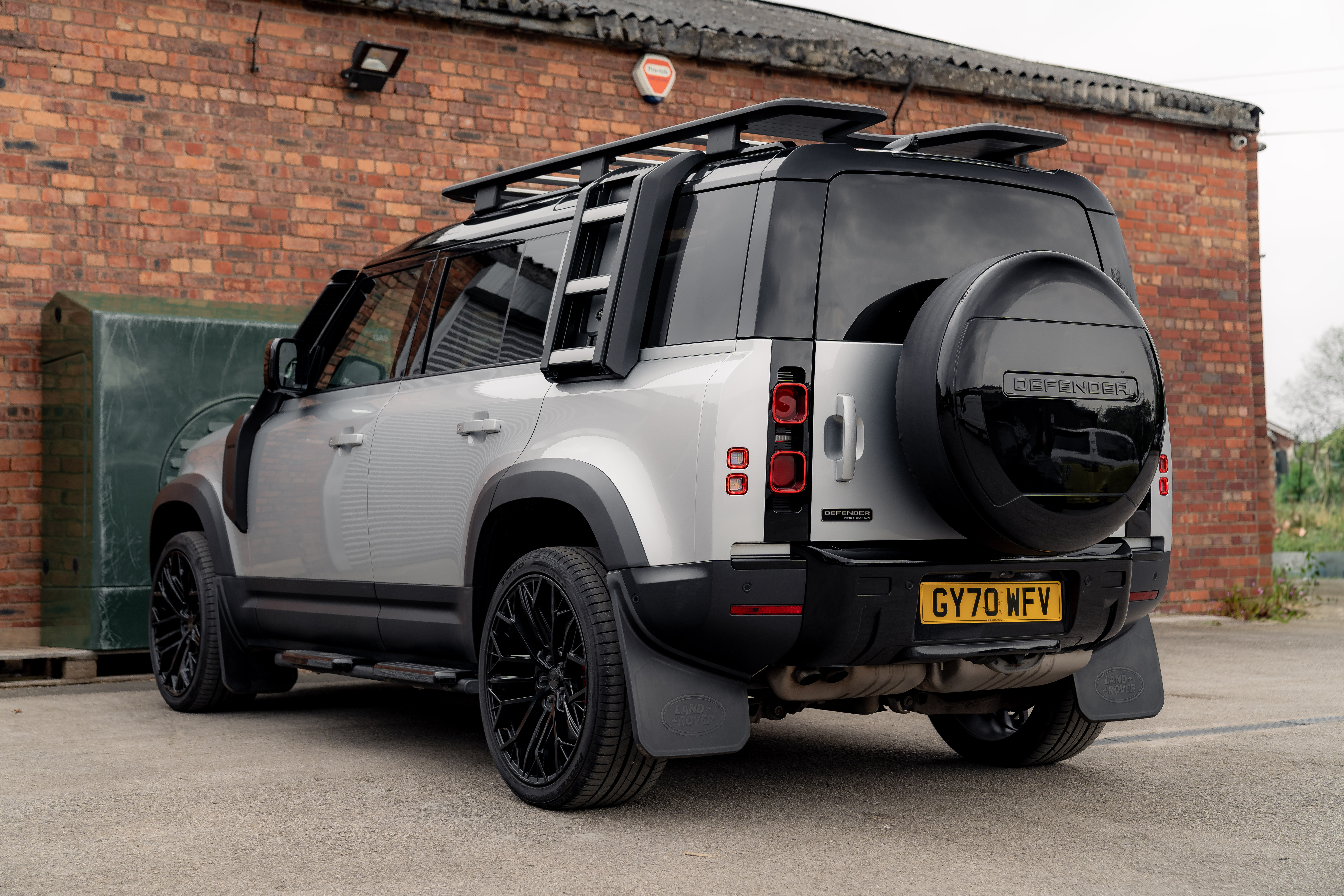 2020 Land Rover Defender 110 - First Edition for sale by auction in ...