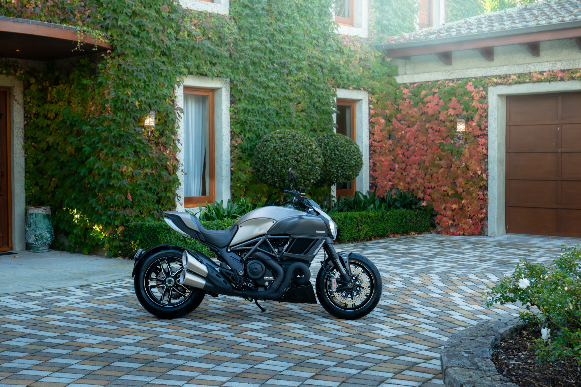 2015 Ducati Diavel Titanium - Limited Edition for sale by auction in ...