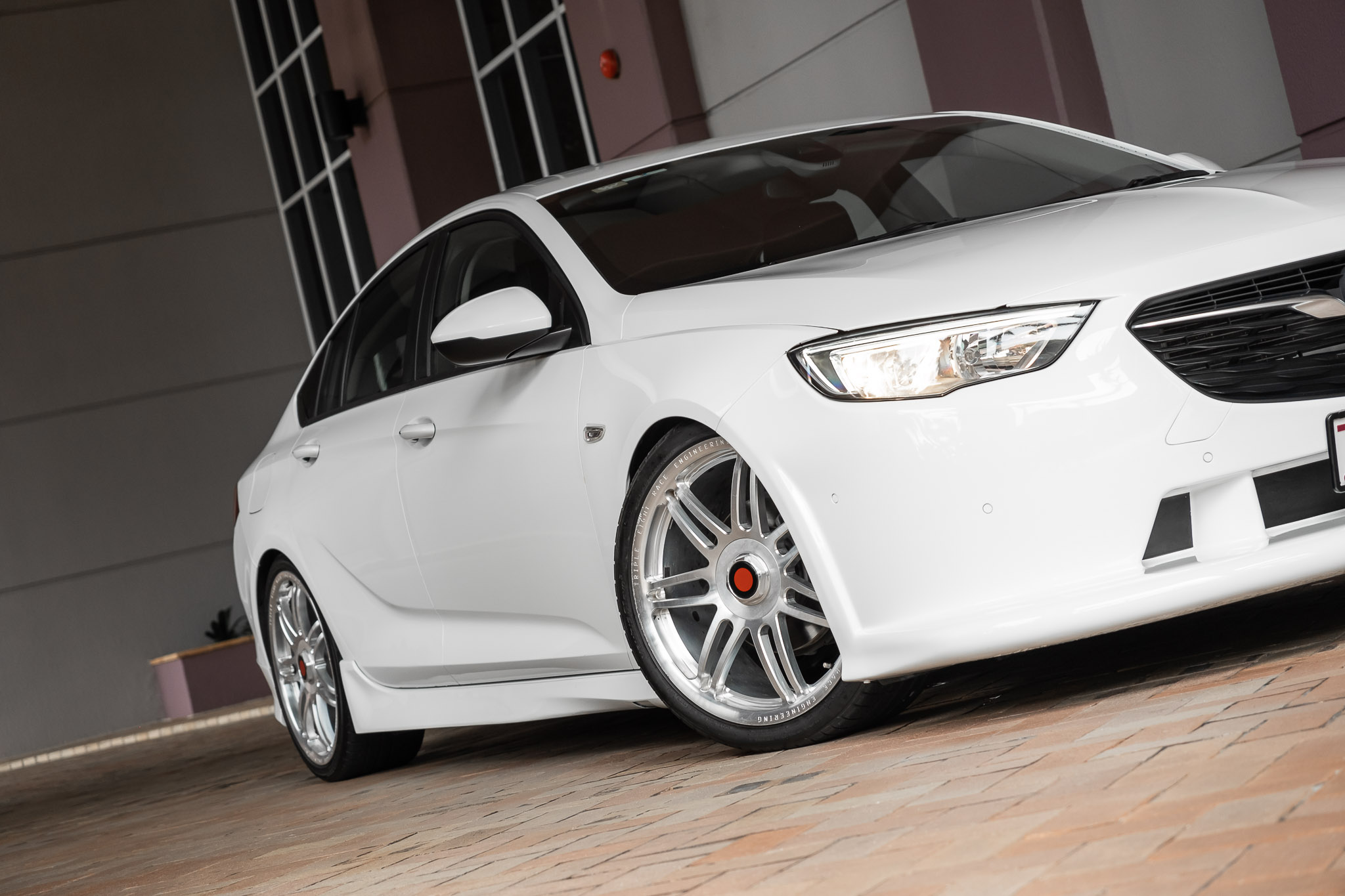 2018 Holden Commodore RS for sale by auction in Surfers Paradise, QLD ...