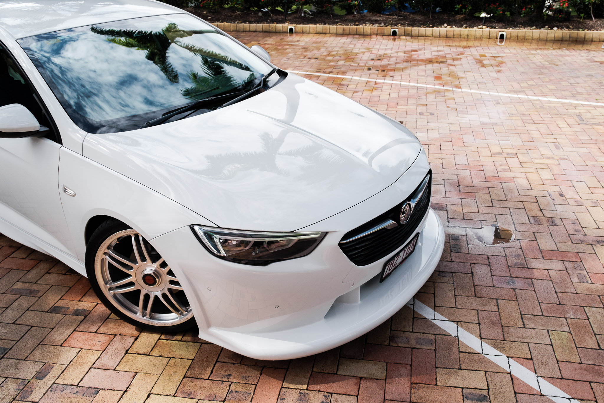 2018 Holden Commodore RS for sale by auction in Surfers Paradise, QLD ...