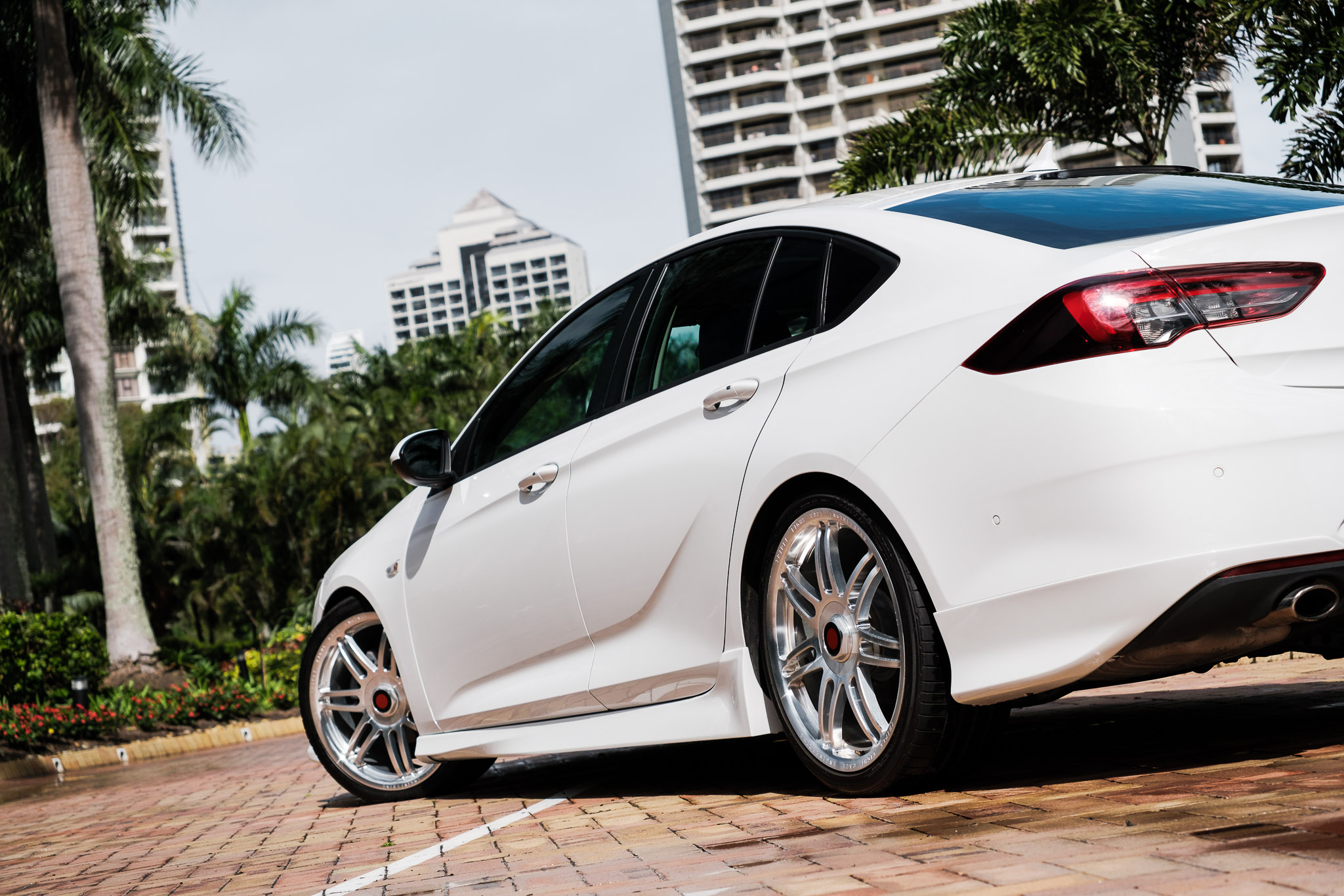 2018 Holden Commodore RS for sale by auction in Surfers Paradise, QLD ...