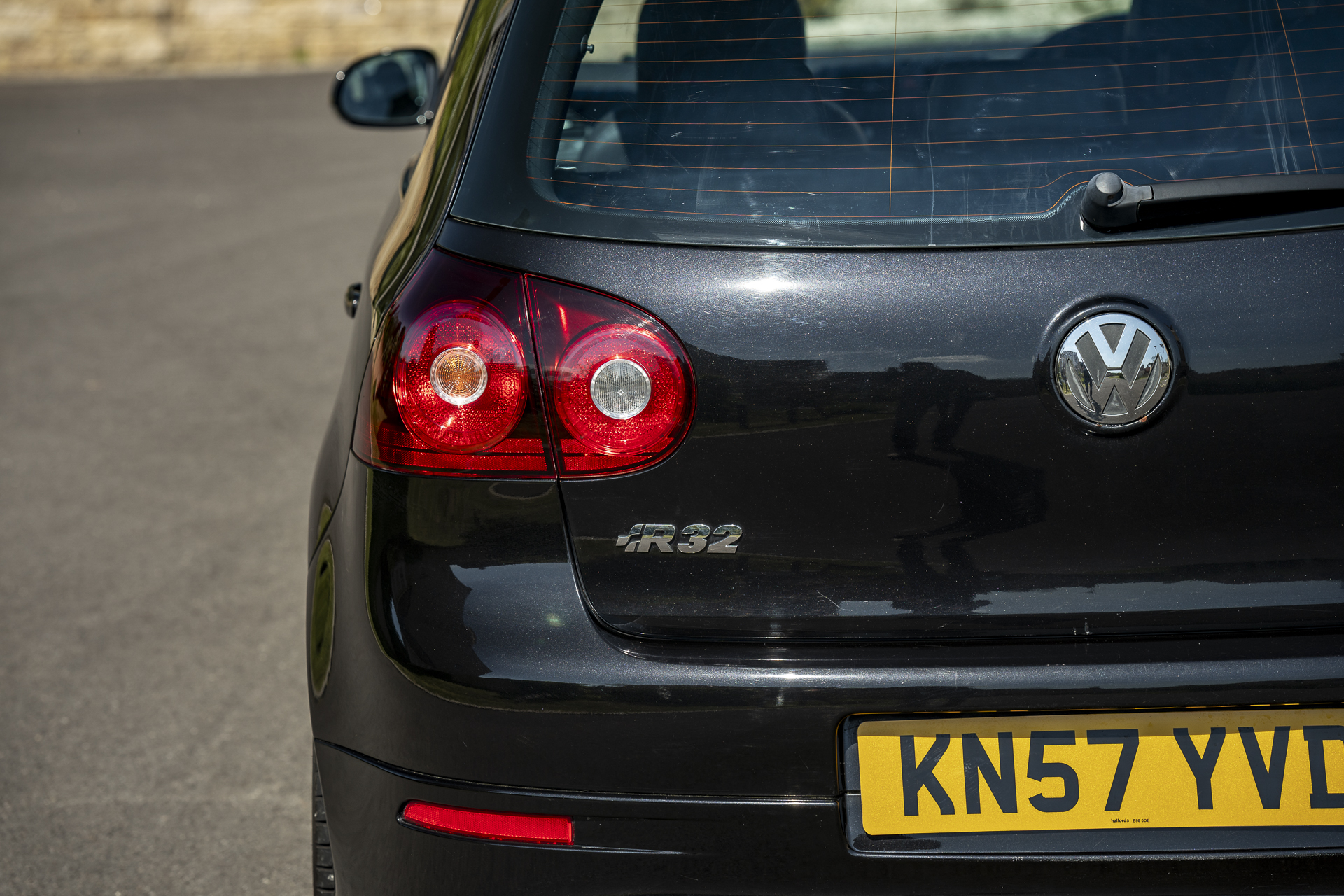 2007 Volkswagen Golf (MK5) R32 for sale by auction in Cheltenham ...