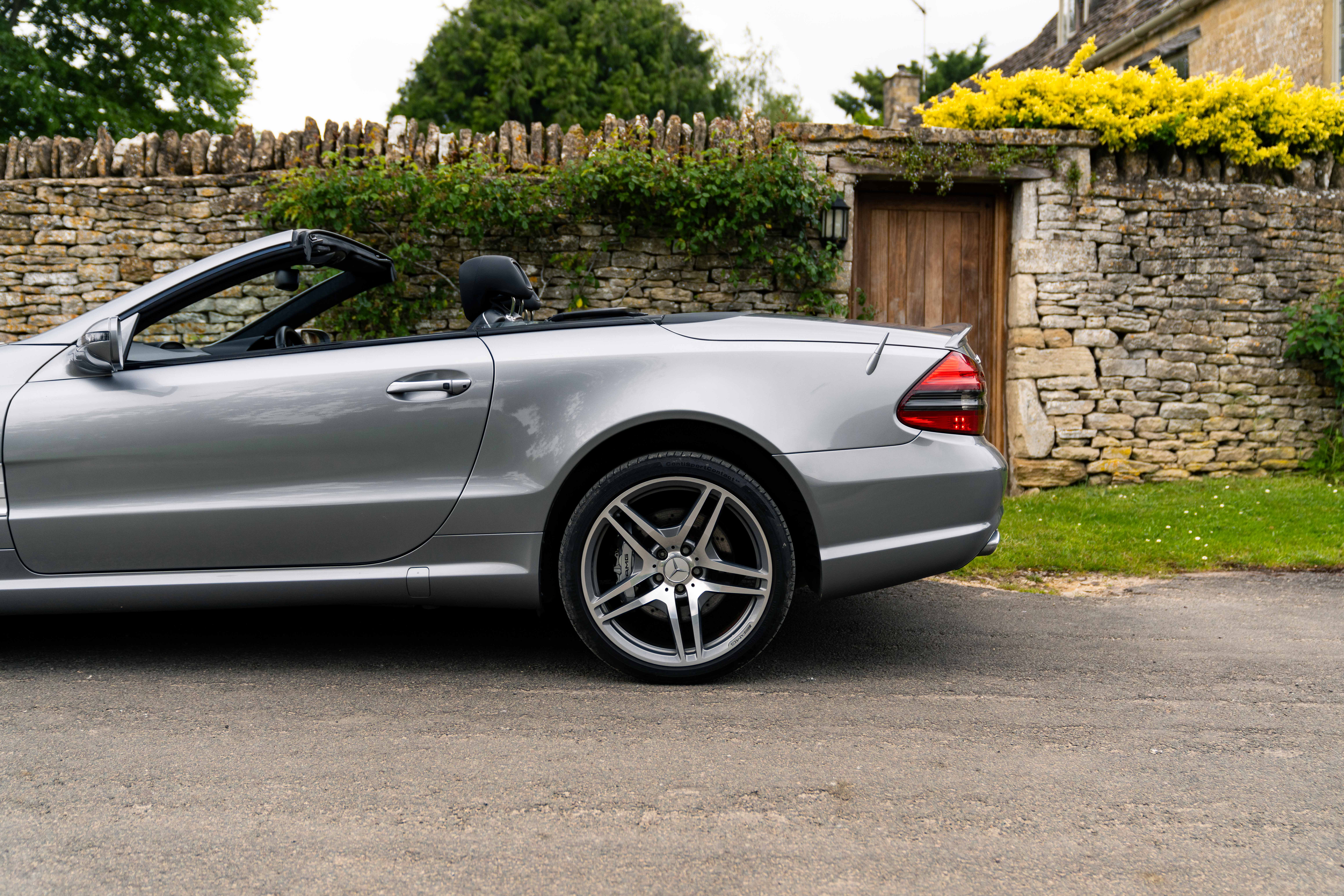 2010 Mercedes-Benz (R230) SL63 AMG for sale by auction in Fifield ...