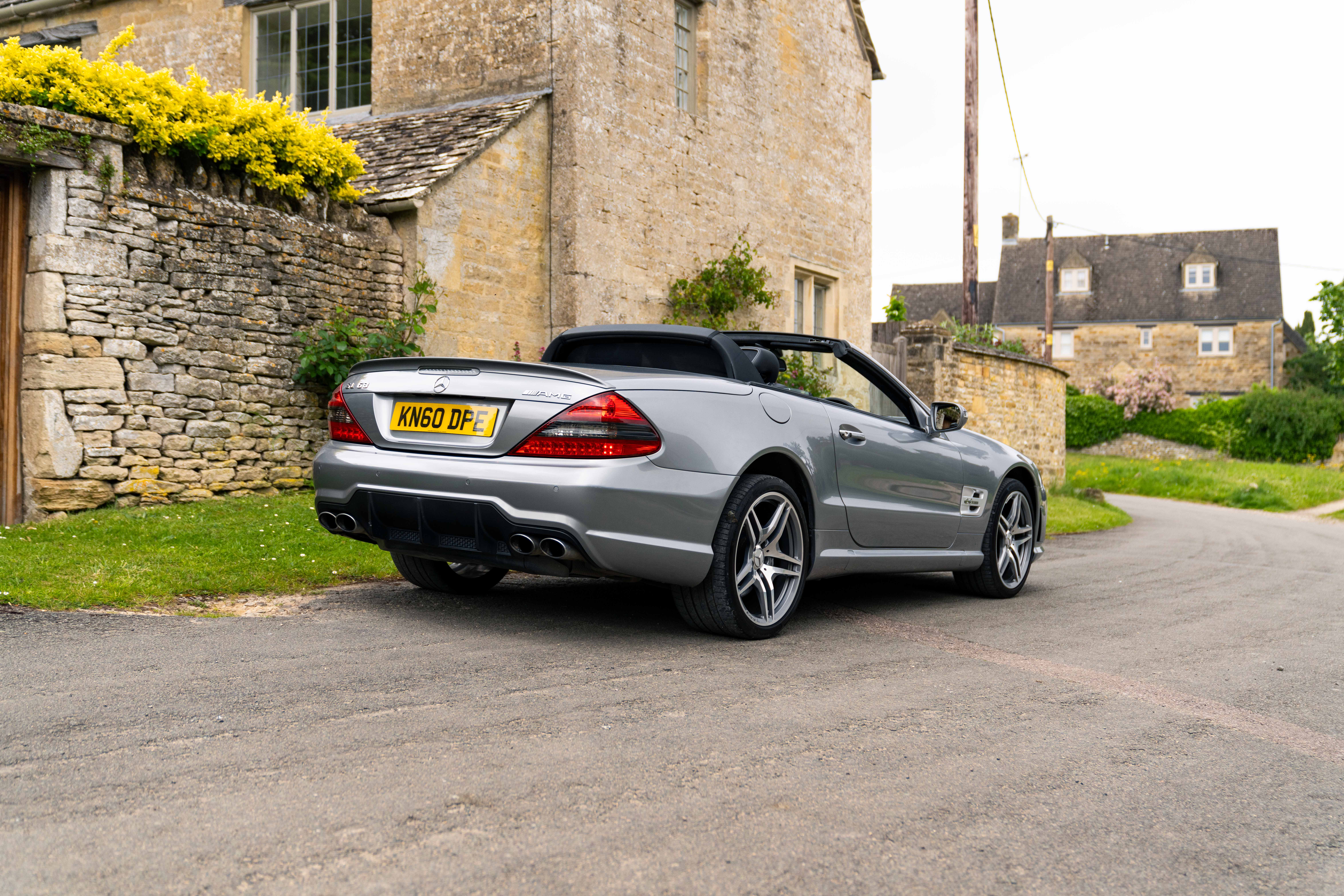 2010 Mercedes-Benz (R230) SL63 AMG for sale by auction in Fifield ...