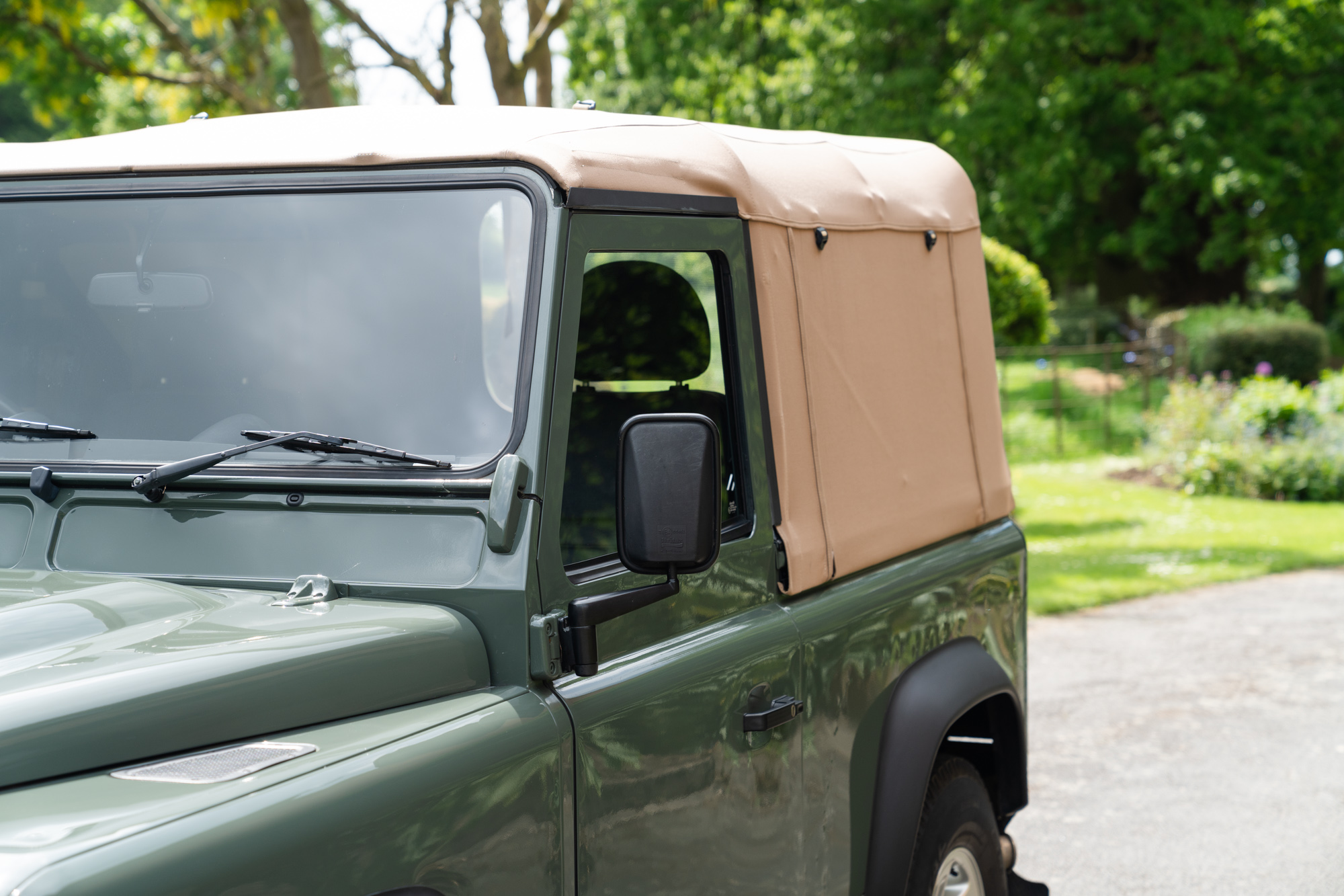 2010 Land Rover Defender 90 Soft Top - 46,152 miles - VAT Q for sale by ...