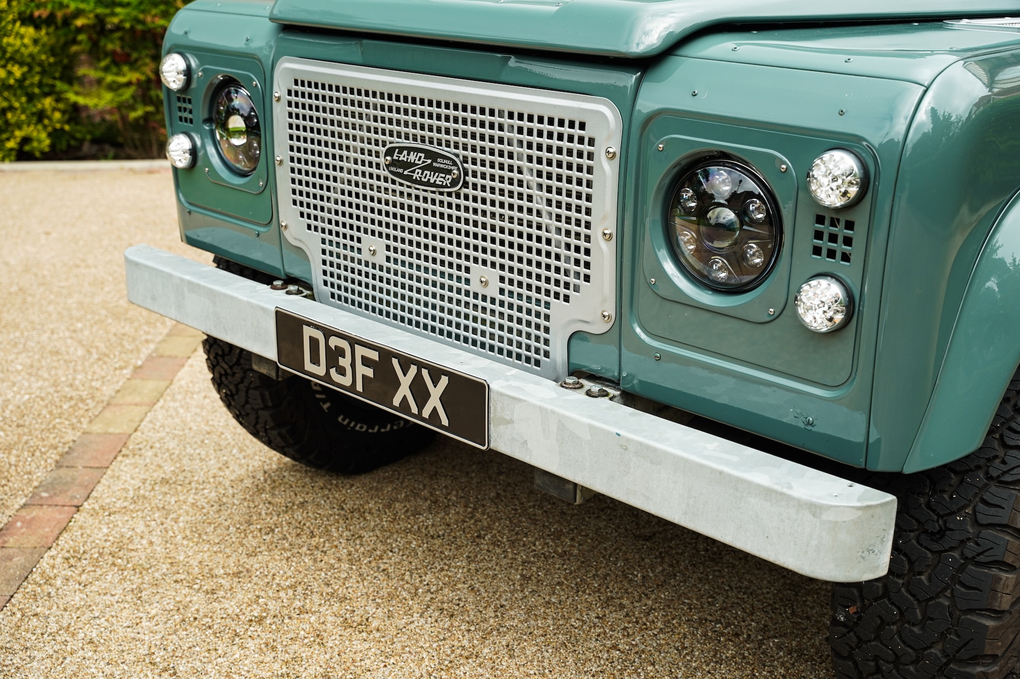 2000 Land Rover Defender 90 TD5 'OUTLANDER' for sale by auction in ...