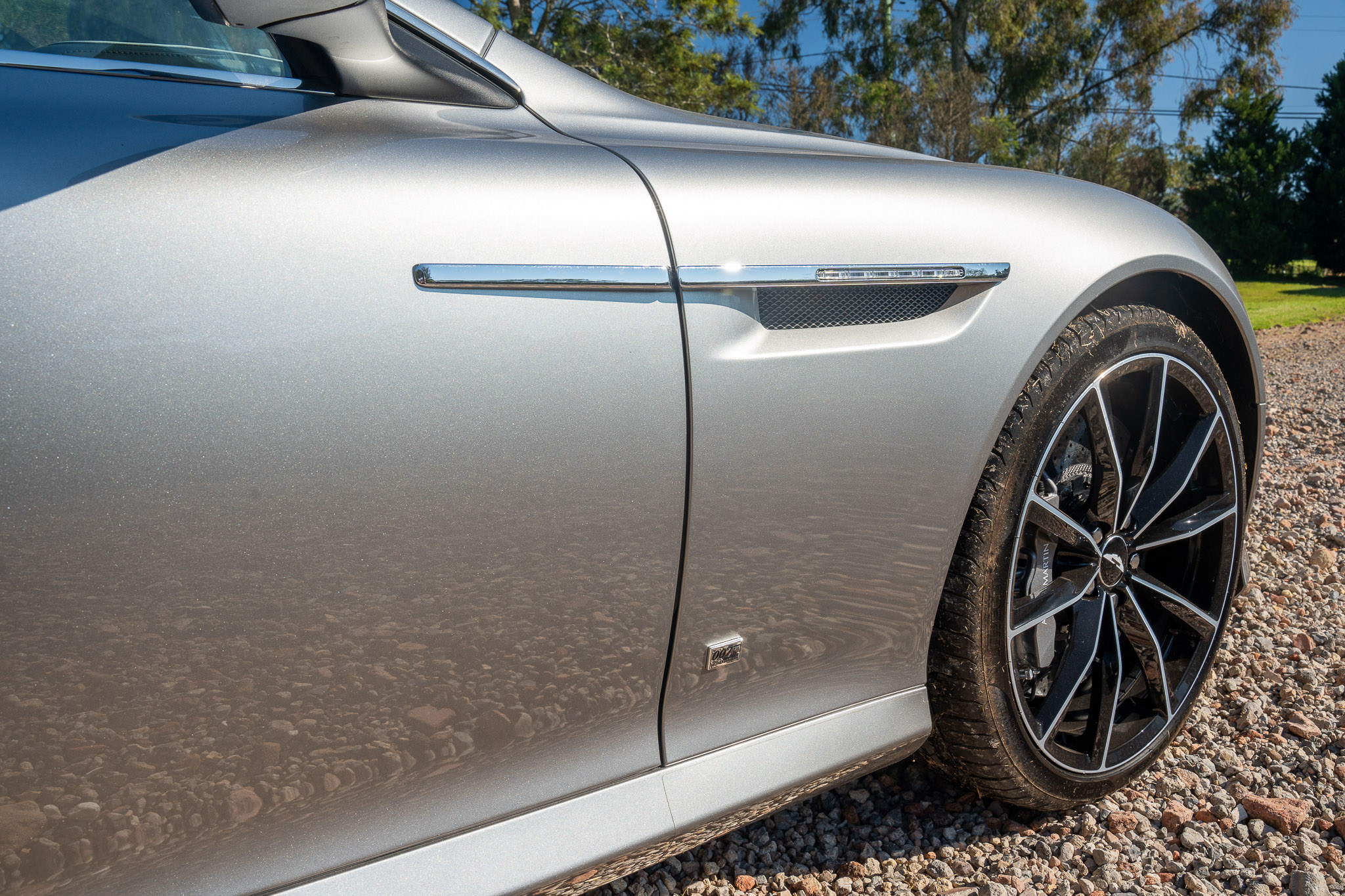 2016 Aston Martin DB9 GT '007 Bond Edition' - 1,188 KM for sale by ...