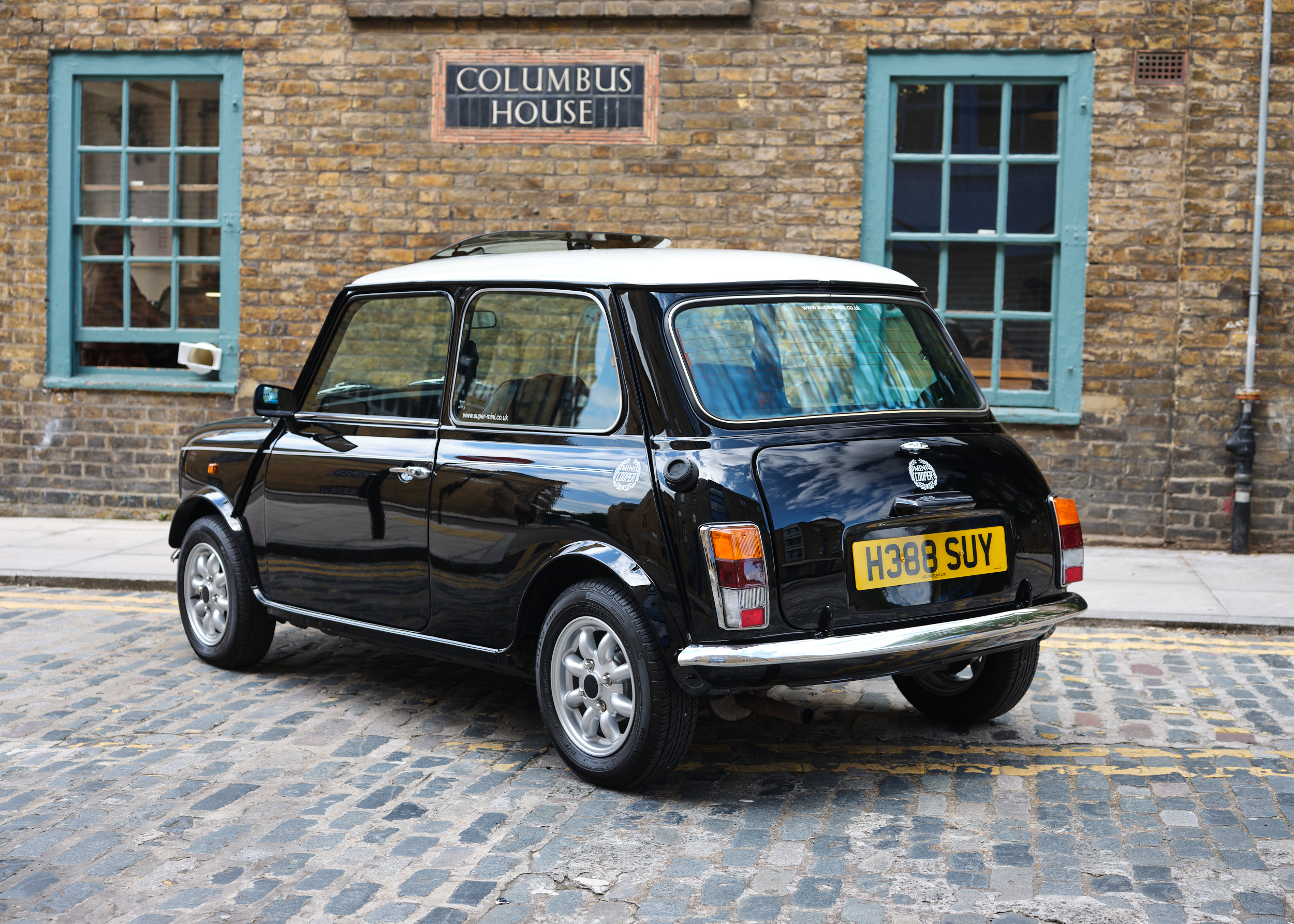 1990 Rover Mini Cooper for sale by auction in London, United Kingdom
