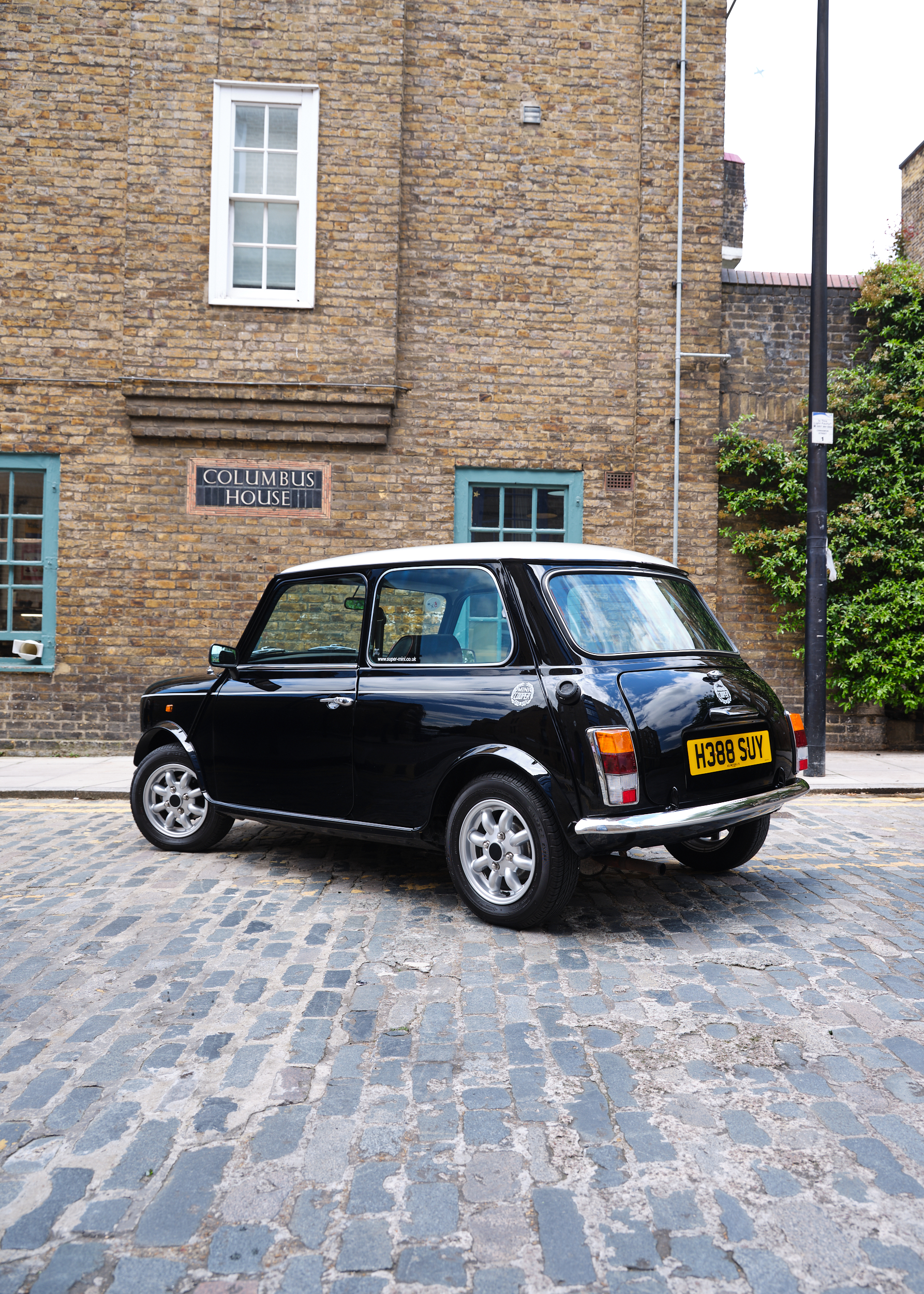 1990 Rover Mini Cooper for sale by auction in London, United Kingdom