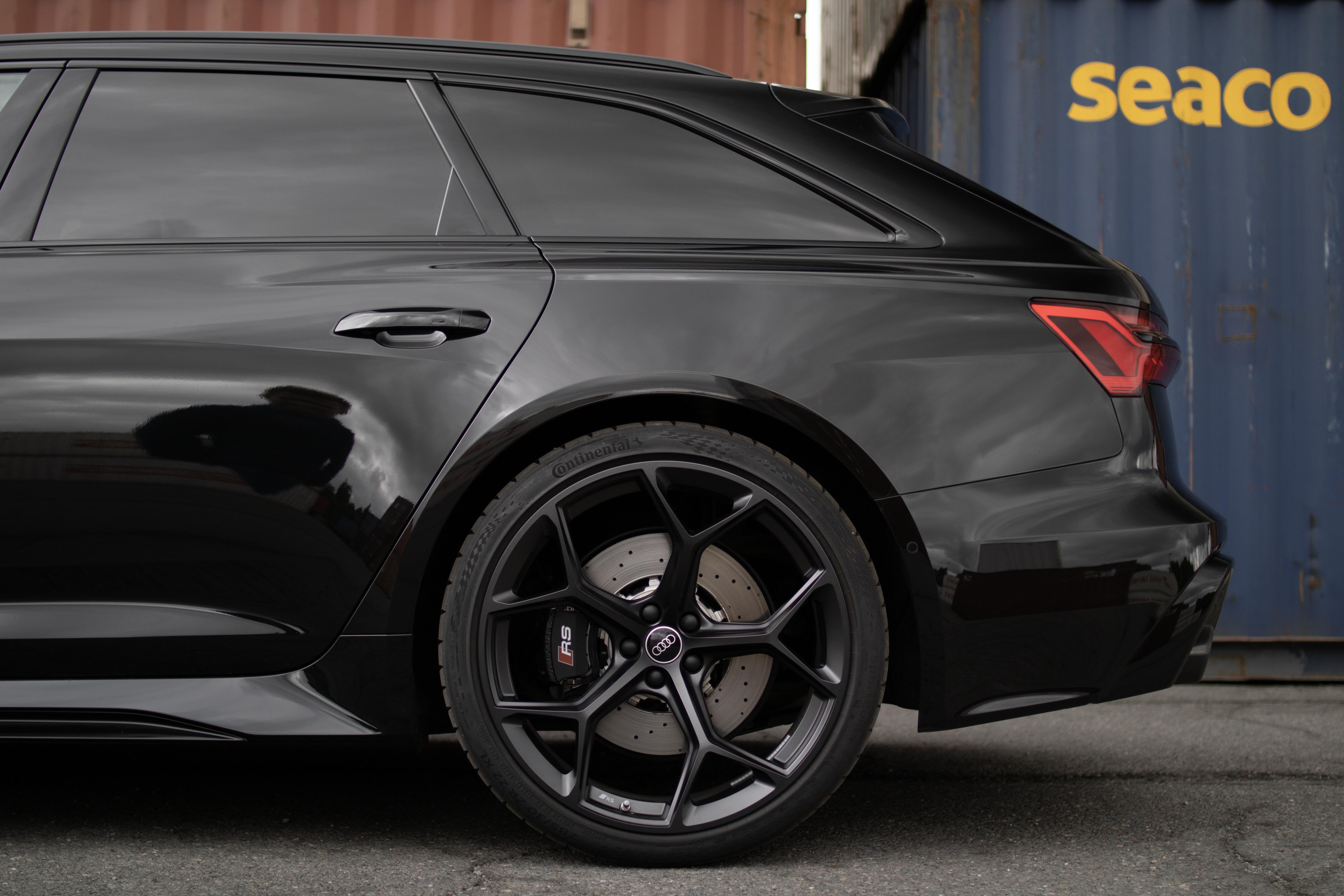 2023 Audi RS6 Avant Performance for sale by auction in Rennes, France