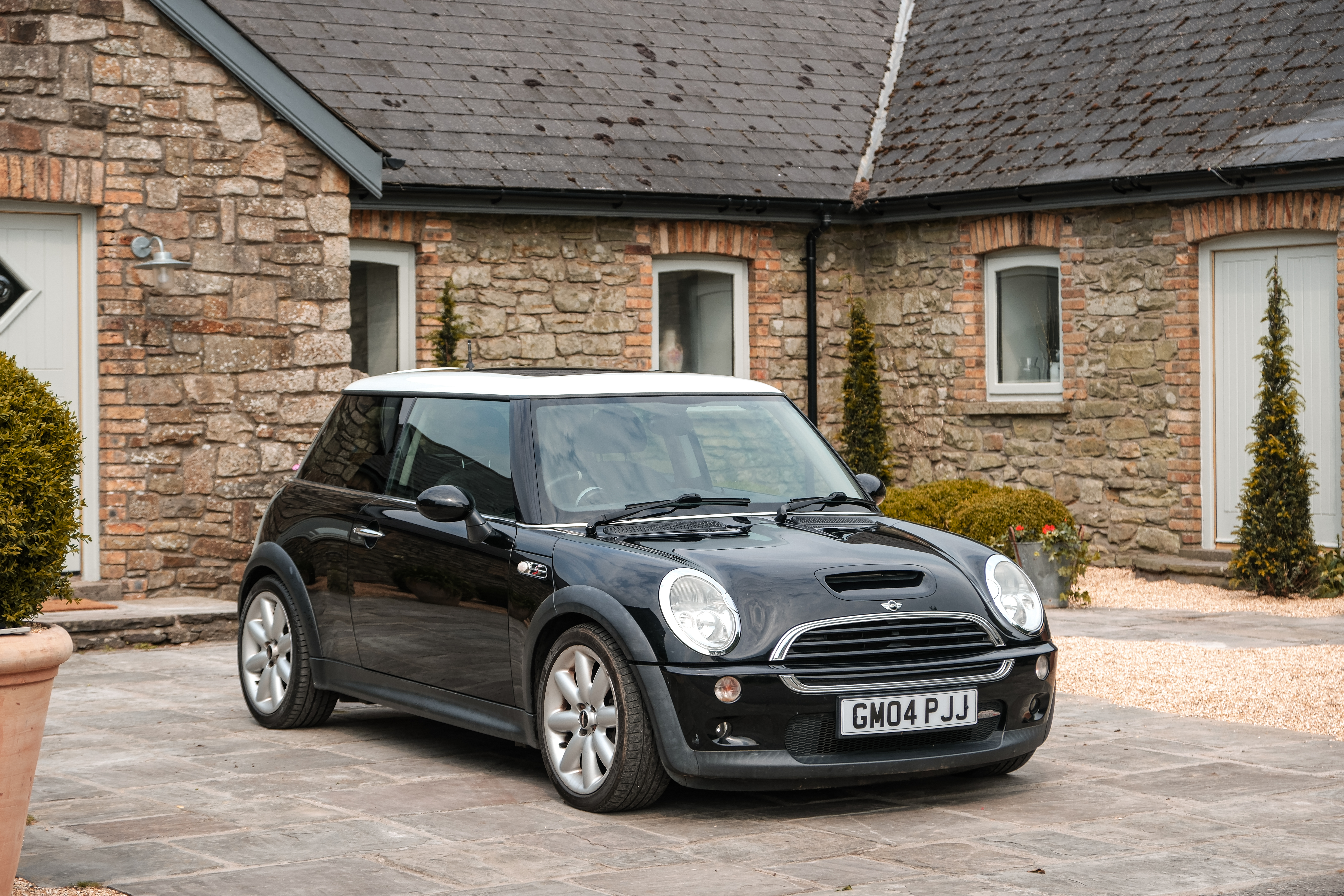 2004 Mini Cooper S JCW for sale by auction in Pyle, Bridgend, United ...