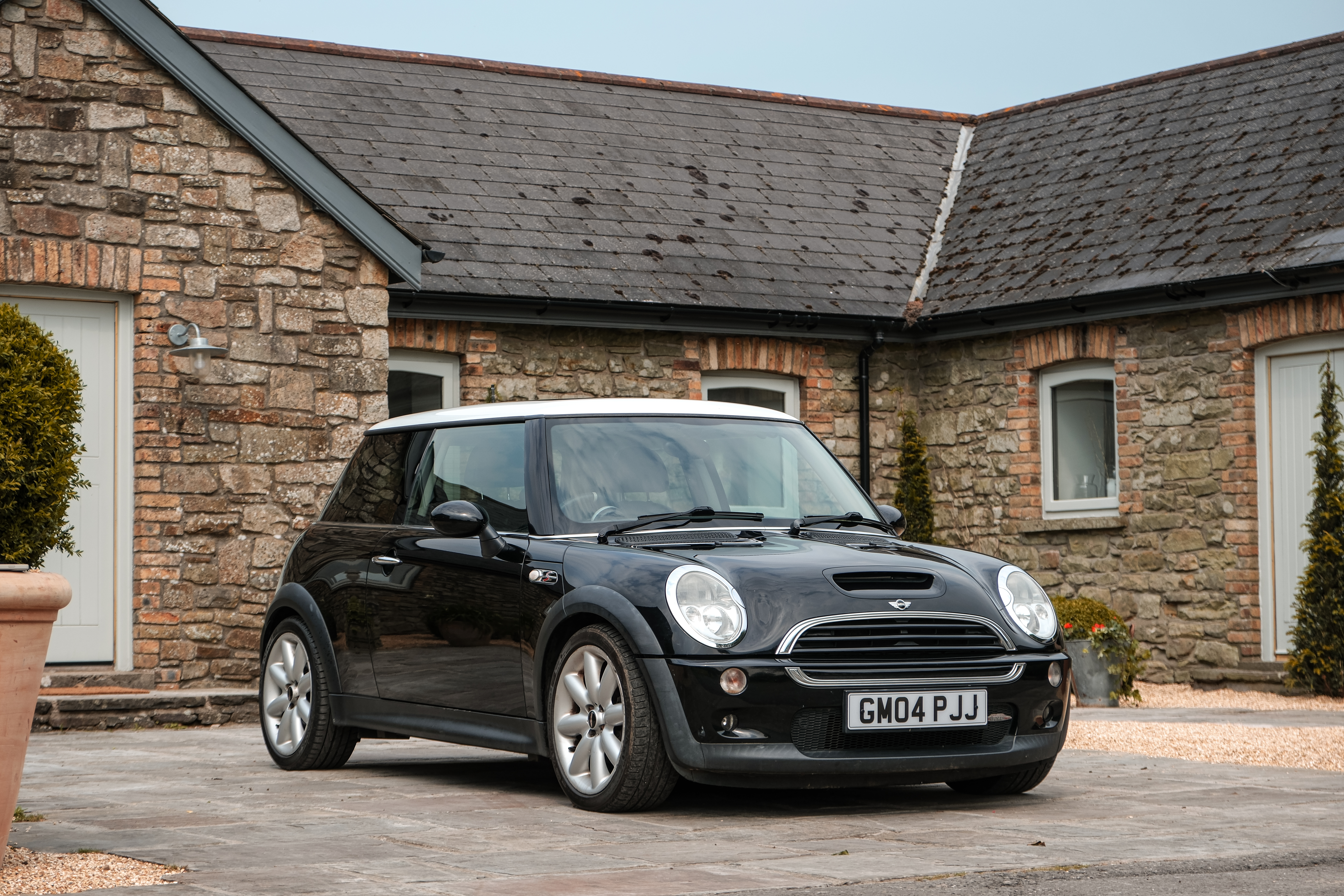 2004 Mini Cooper S JCW for sale by auction in Pyle, Bridgend, United ...