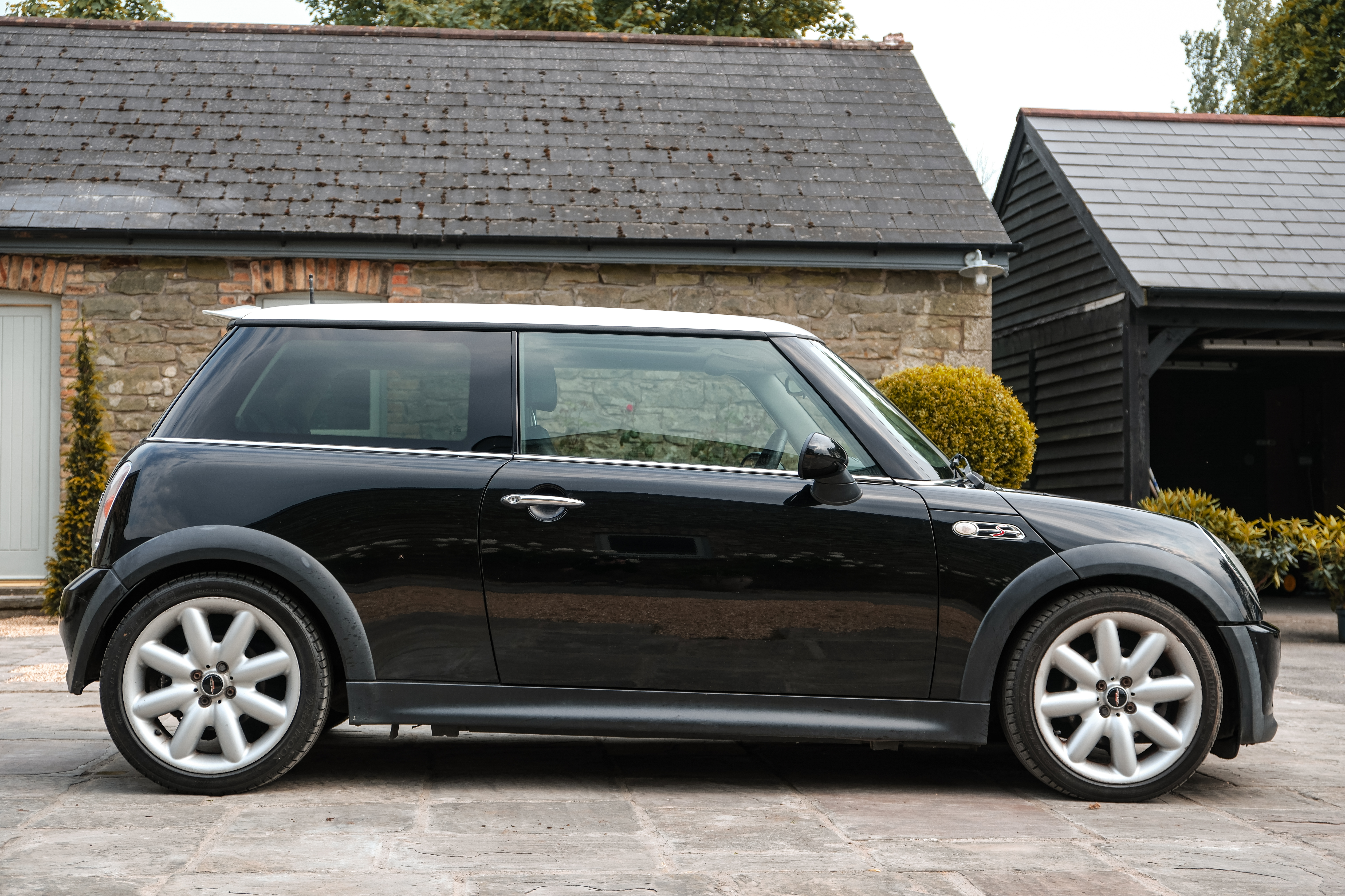 2004 Mini Cooper S JCW for sale by auction in Pyle, Bridgend, United ...
