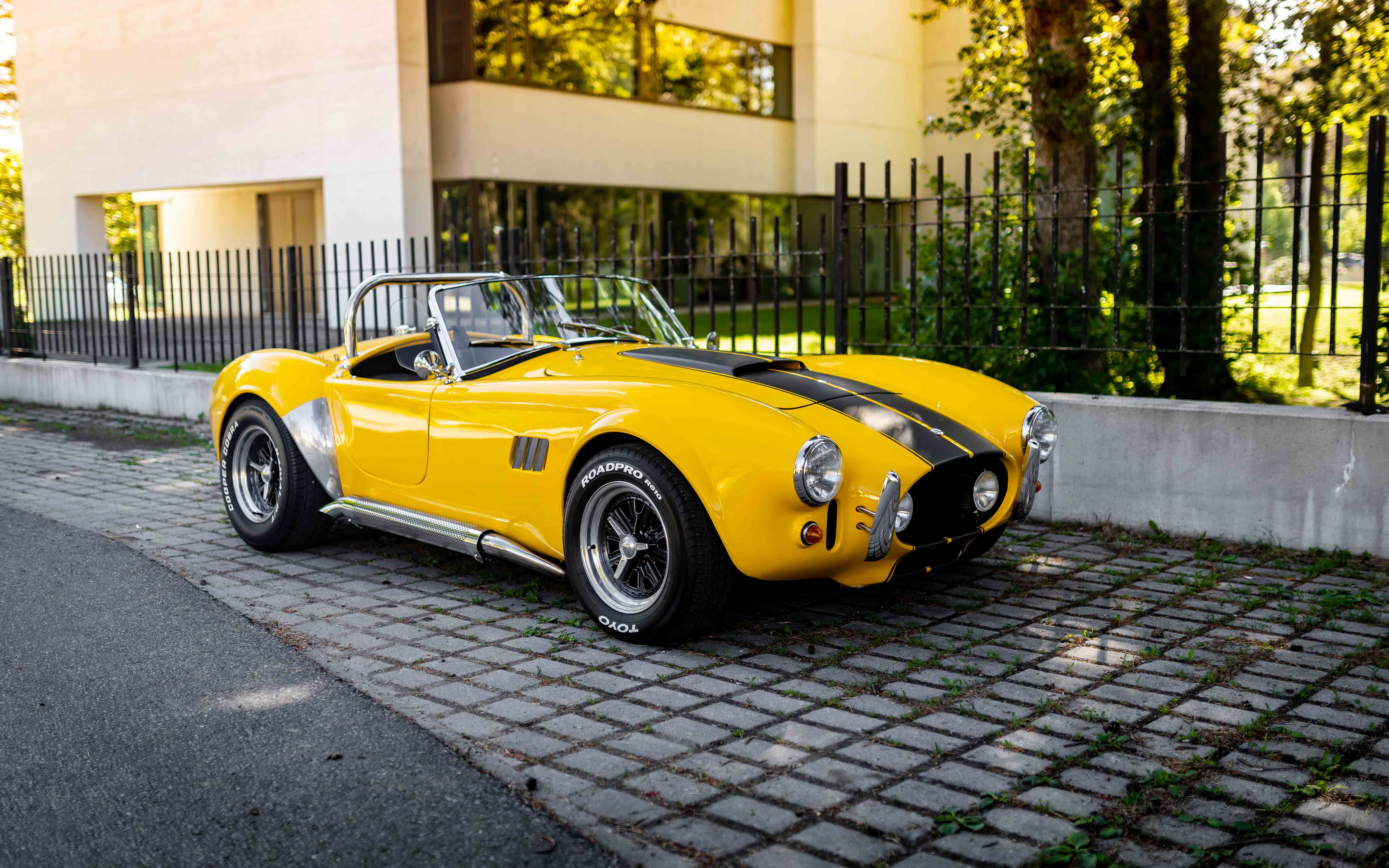 2003 Pilgrim Sumo AC Cobra Replica for sale by auction in Tallinn, Estonia