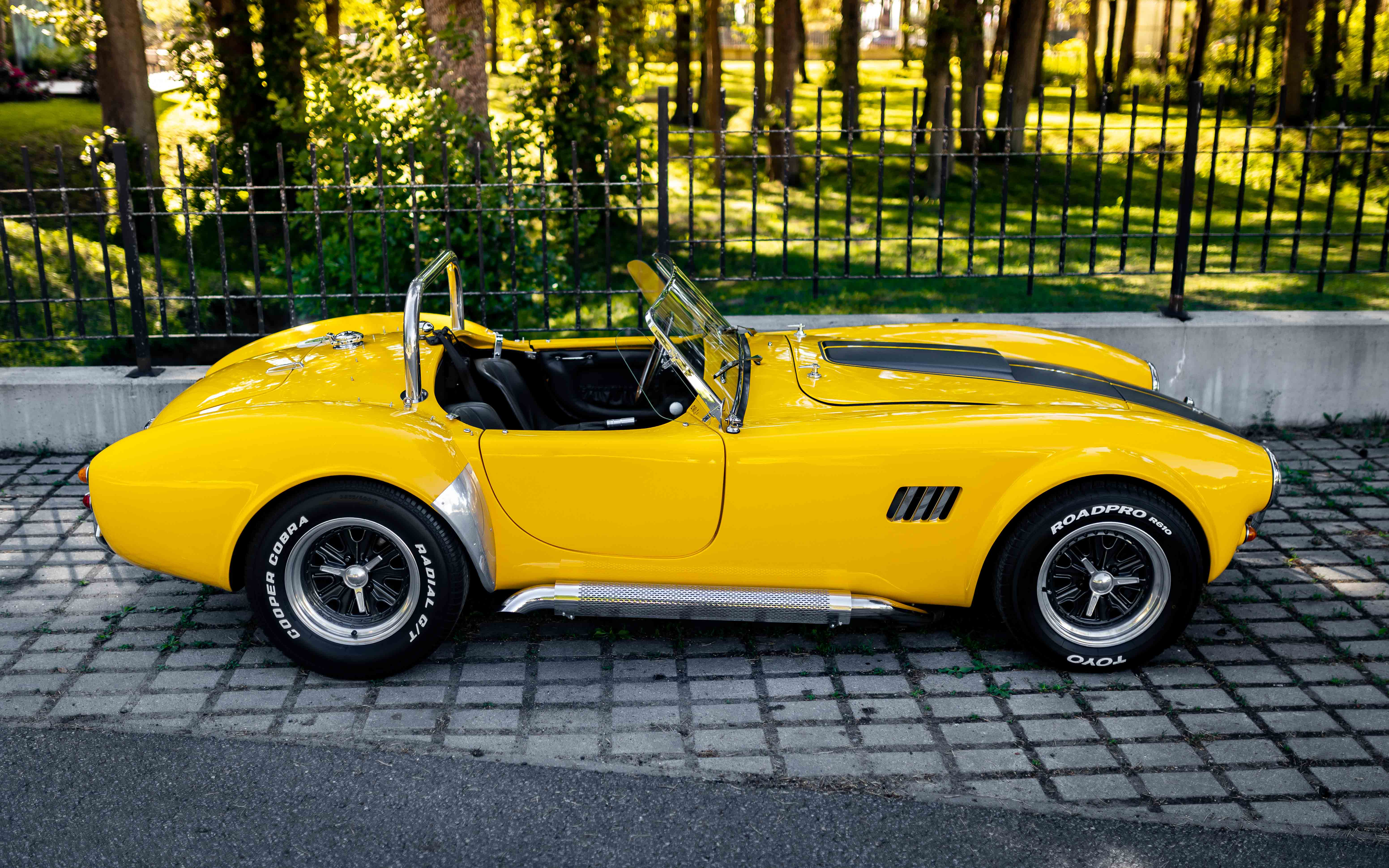 2003 Pilgrim Sumo AC Cobra Replica for sale by auction in Tallinn, Estonia