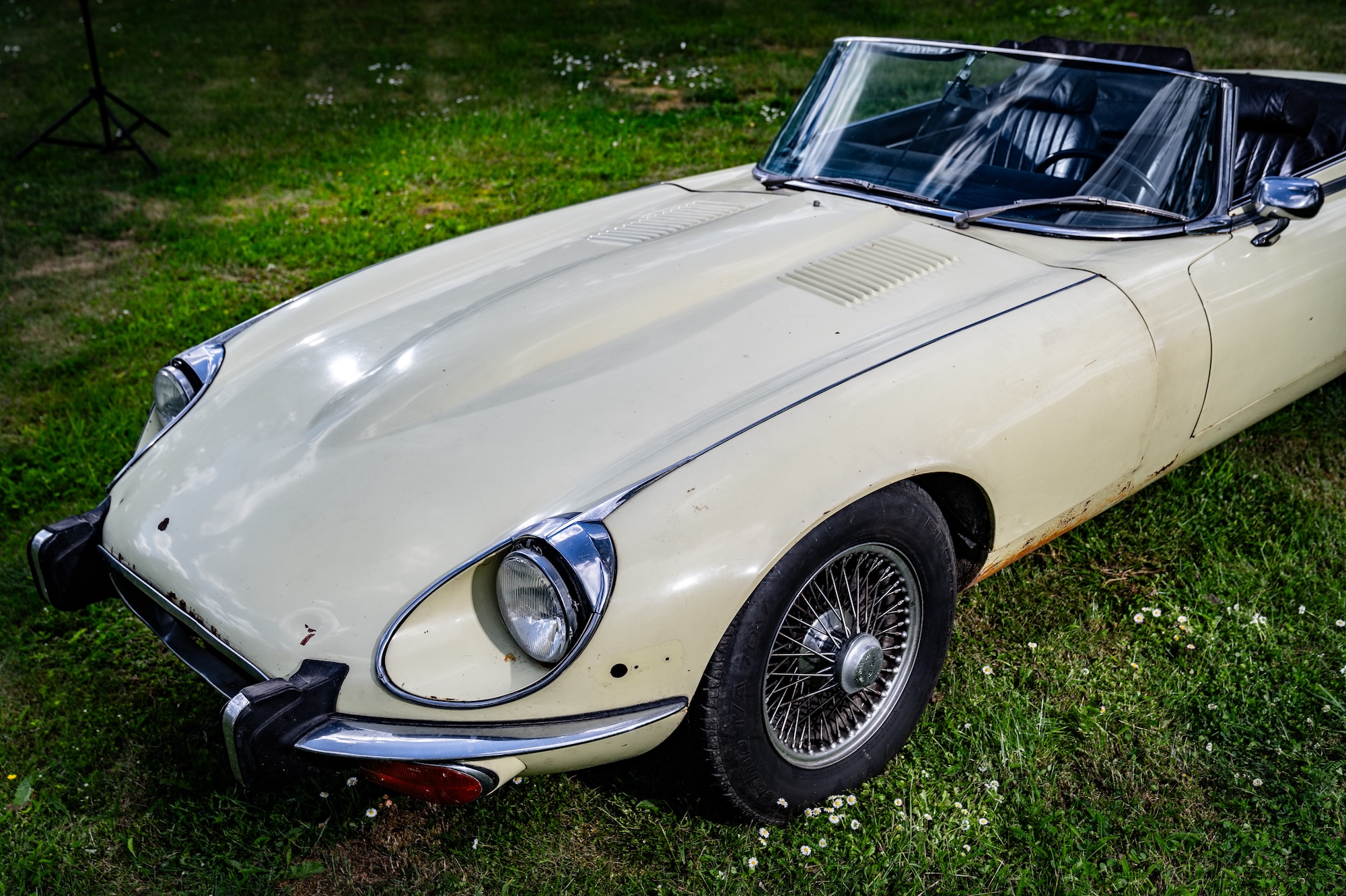 1973 Jaguar E-Type Series 3 V12 Roadster - Project for sale by auction in Linköping, Sverige, Sweden