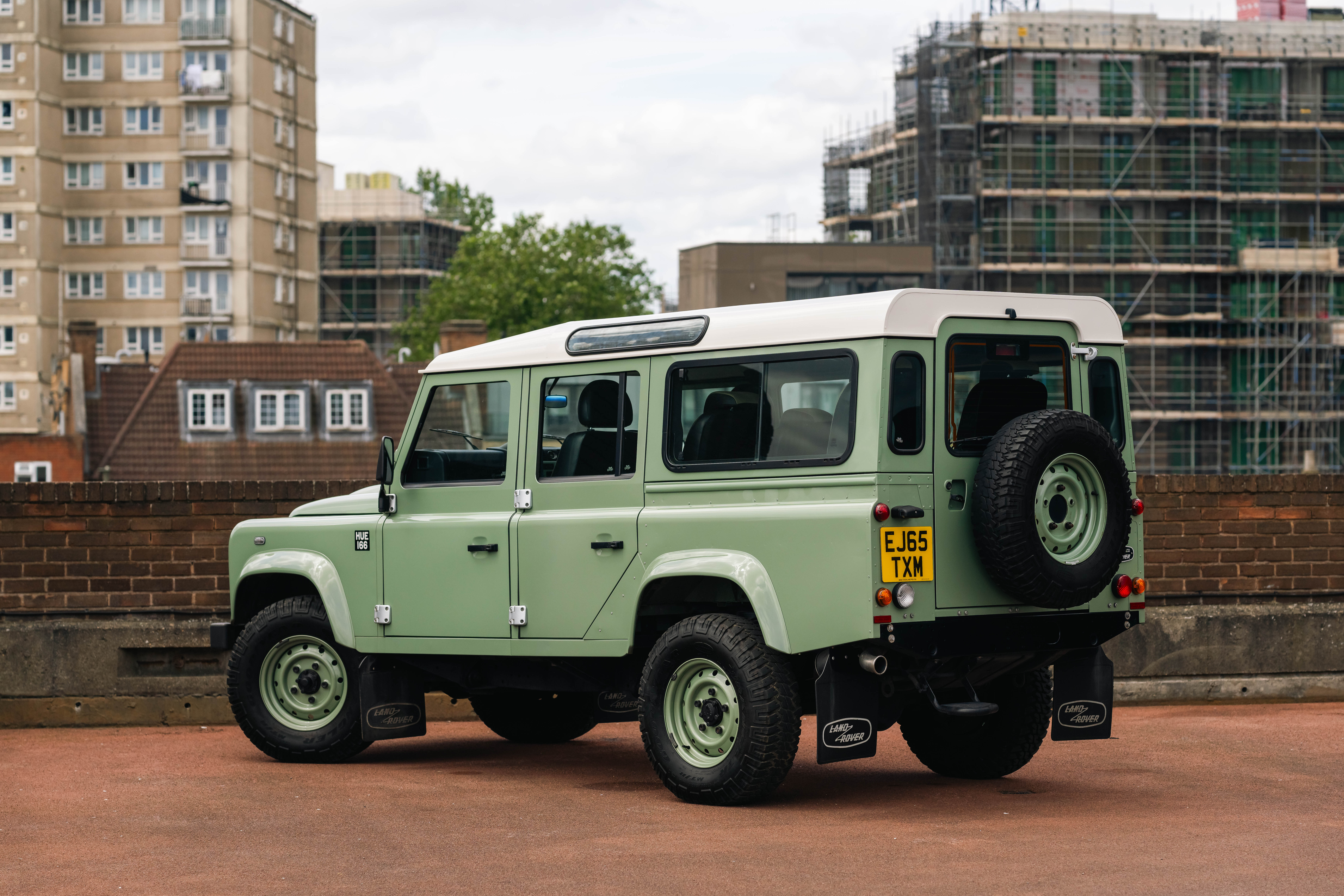2016 Land Rover Defender 110 Heritage for sale by auction in London ...
