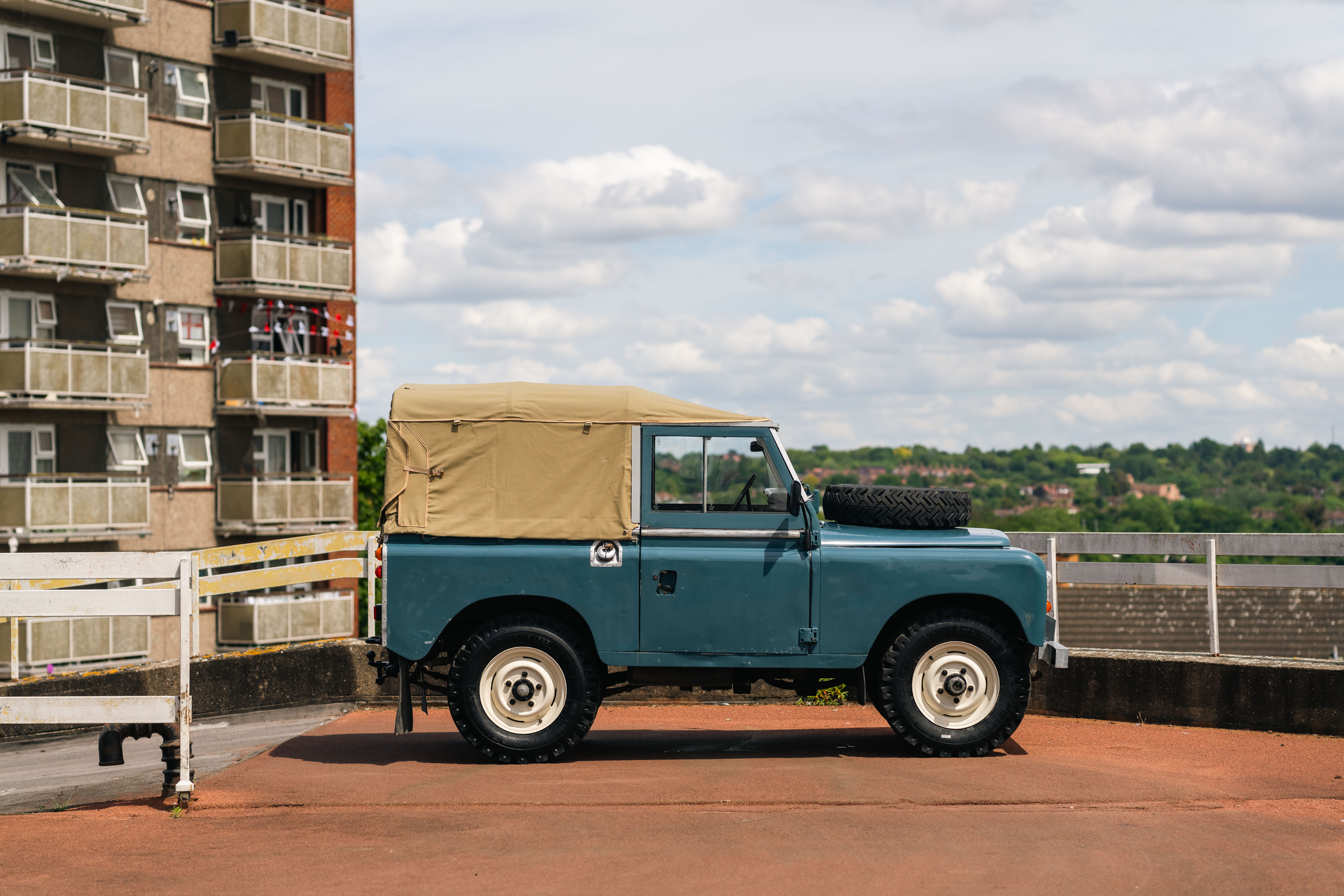1982 Land Rover Series III 88" for sale by auction in London, United ...