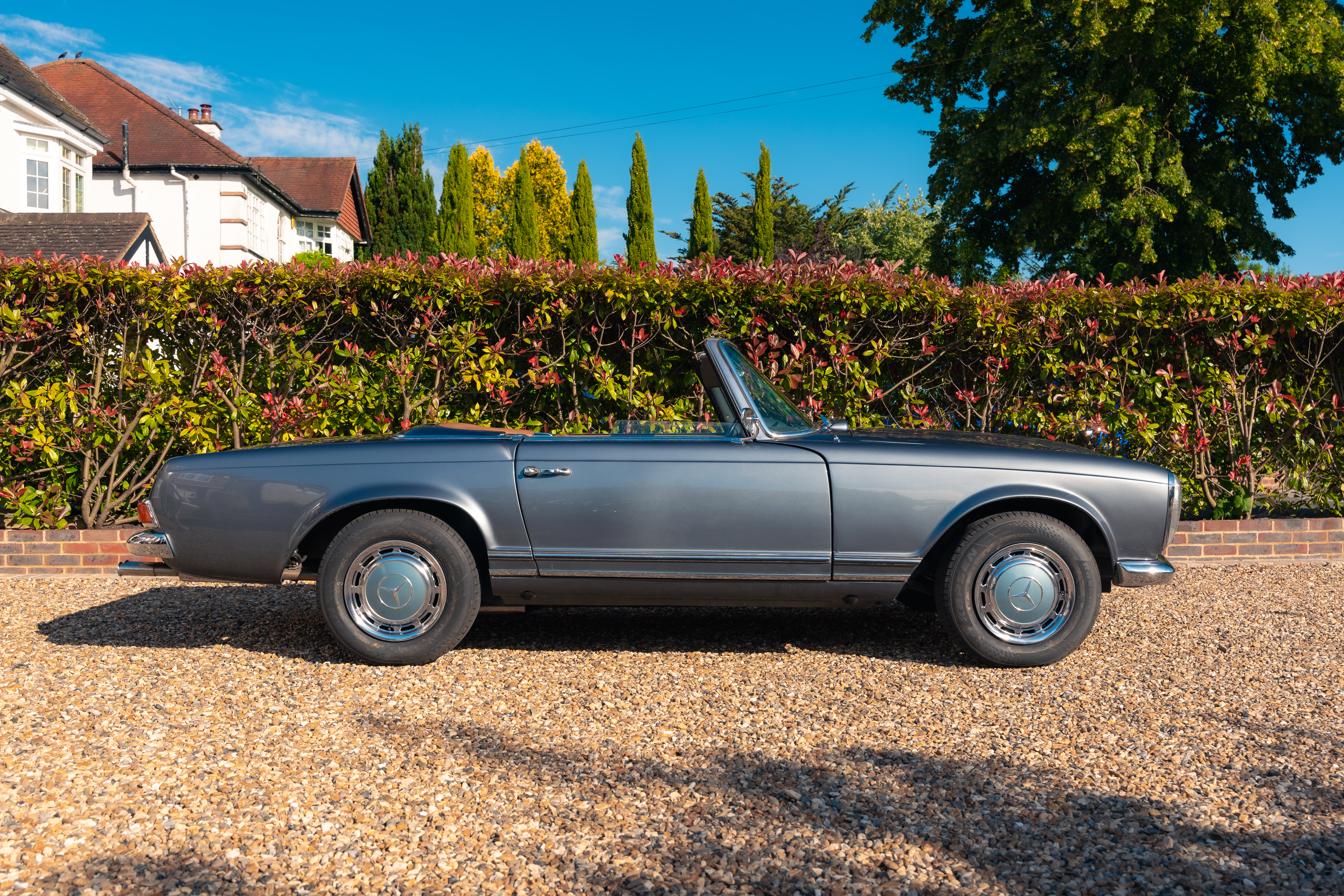 1966 Mercedes-Benz 230 SL Pagoda - LHD for sale by auction in Banstead ...
