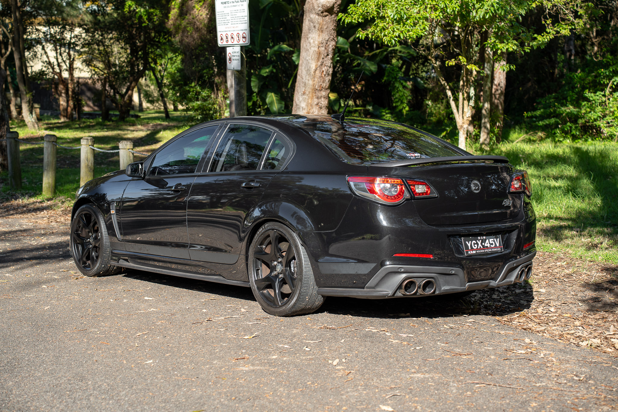 2016 Holden HSV Clubsport R8 SV Black for sale by auction in Copacabana ...
