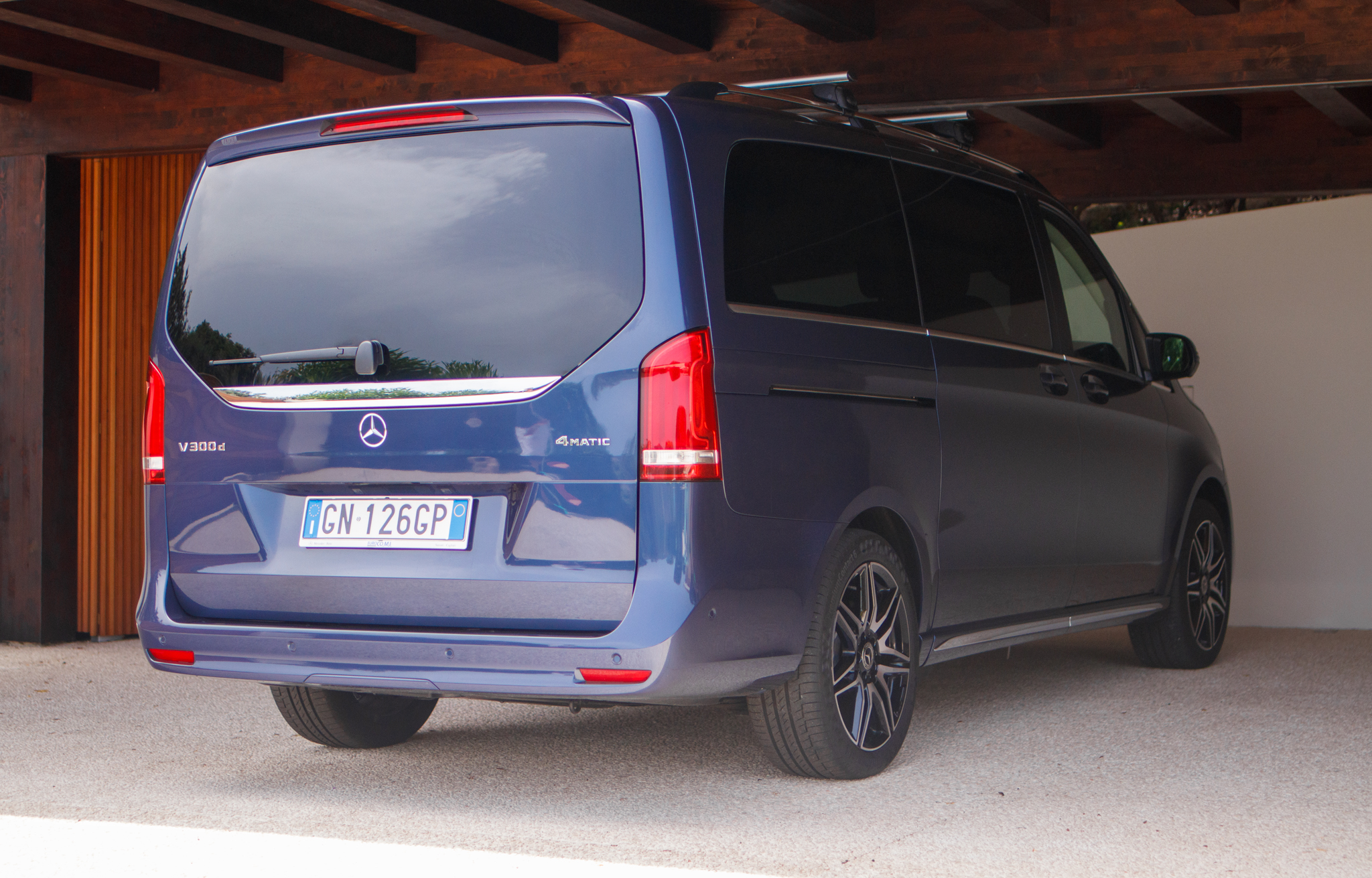 2023 Mercedes-Benz V300 d 4MATIC Sport Long for sale by auction in ...