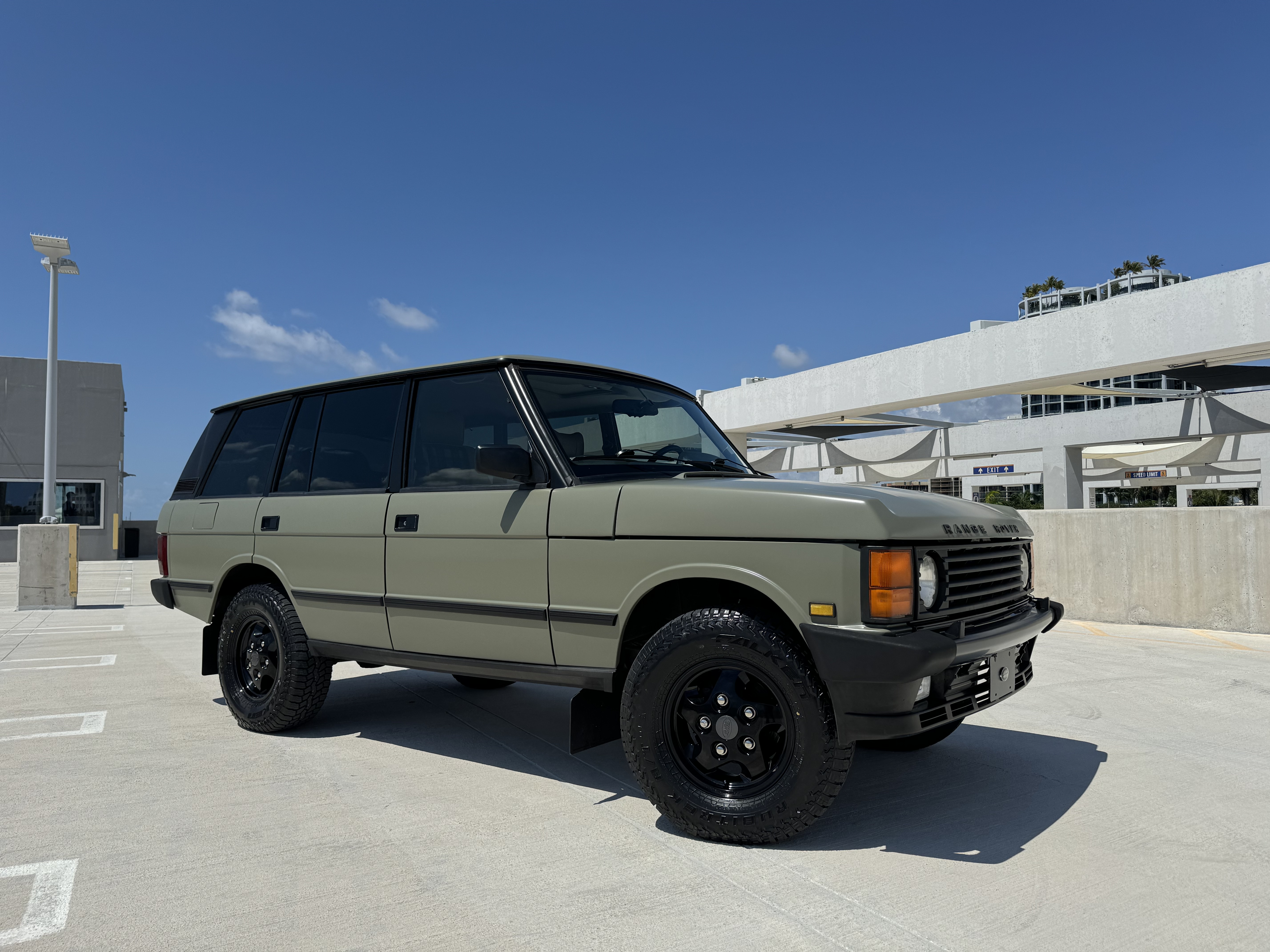 1995 Range Rover Classic LWB for sale by auction in Miami, FL, USA