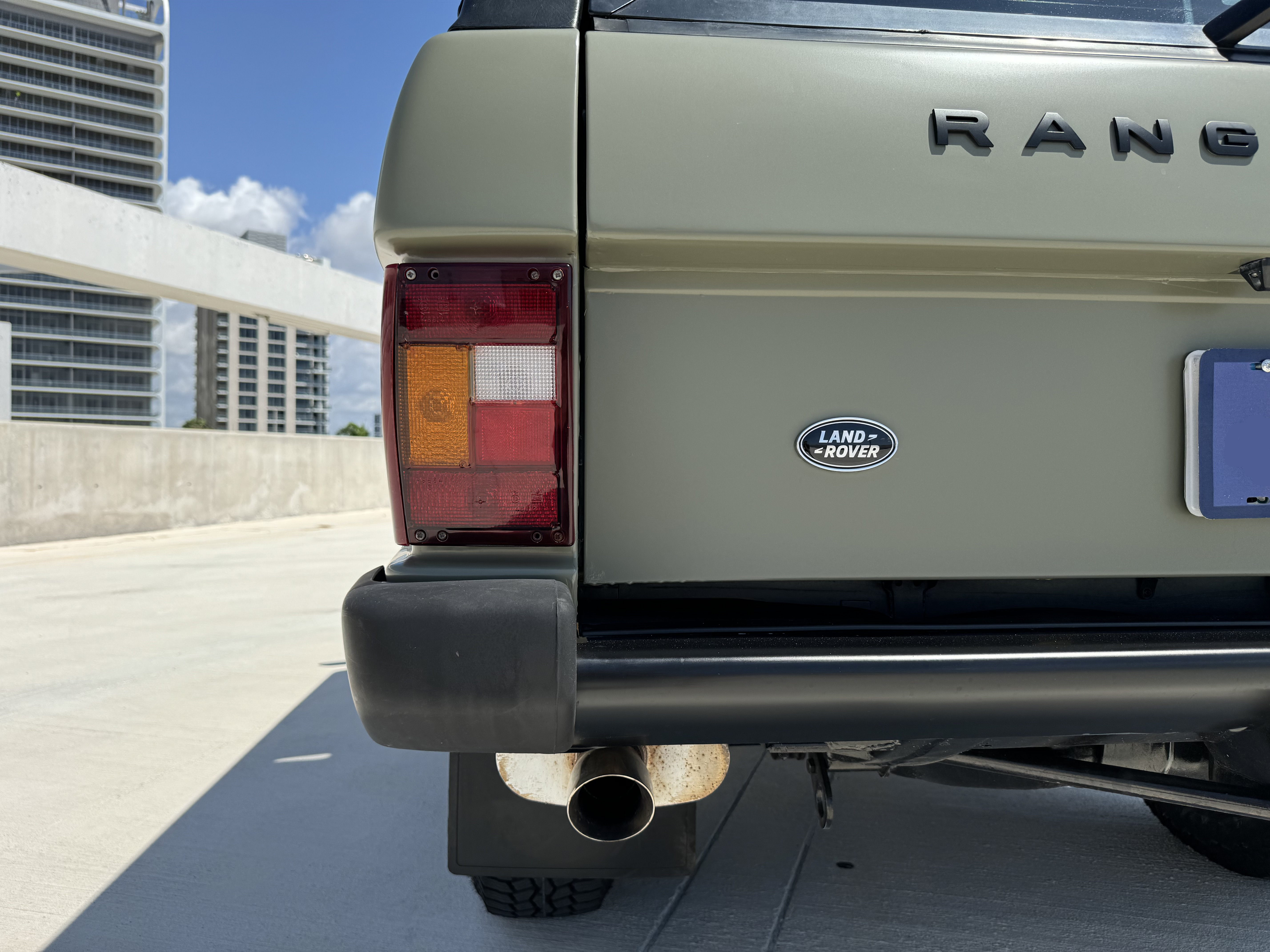 1995 Range Rover Classic LWB for sale by auction in Miami, FL, USA