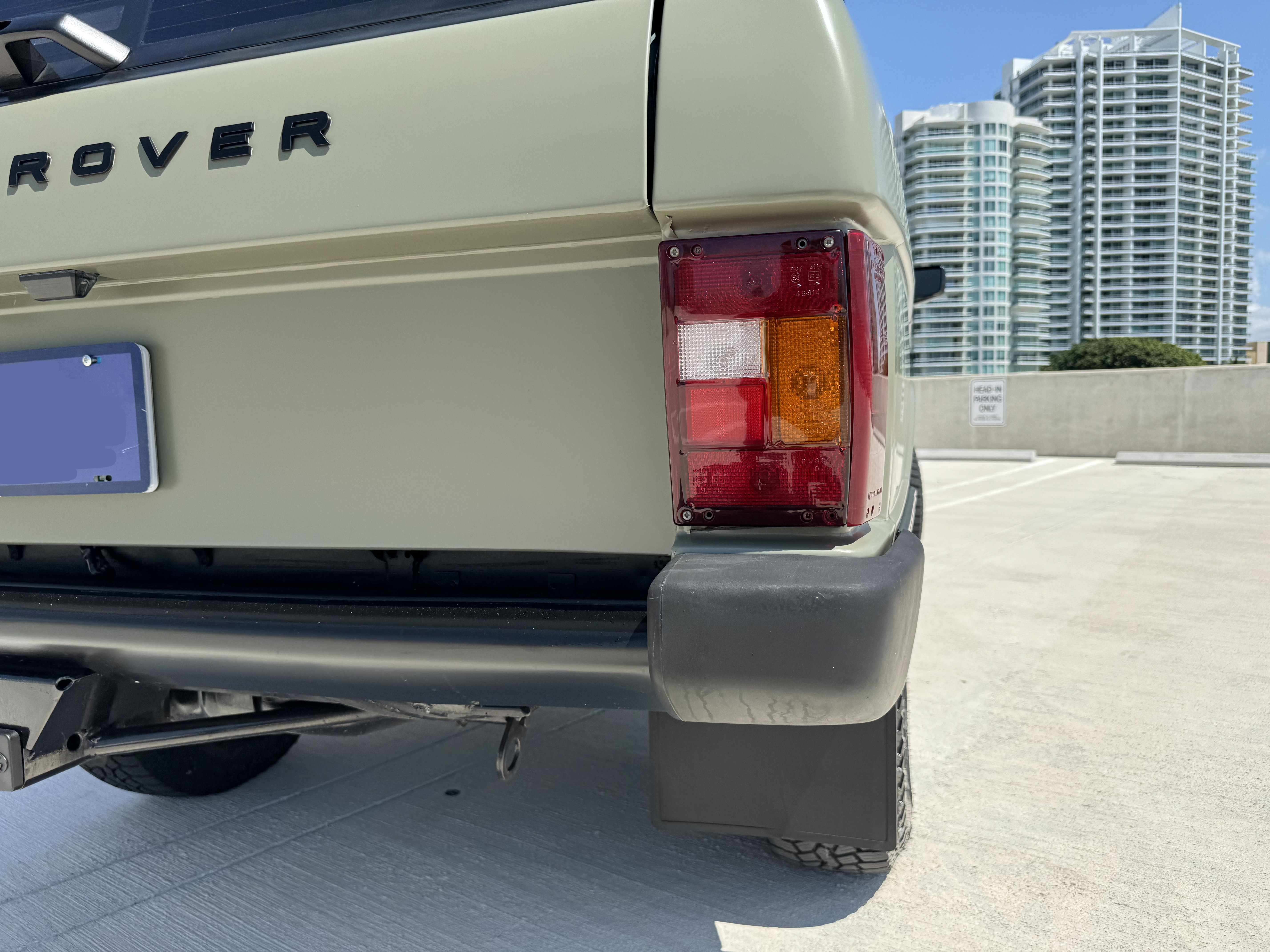 1995 Range Rover Classic LWB for sale by auction in Miami, FL, USA