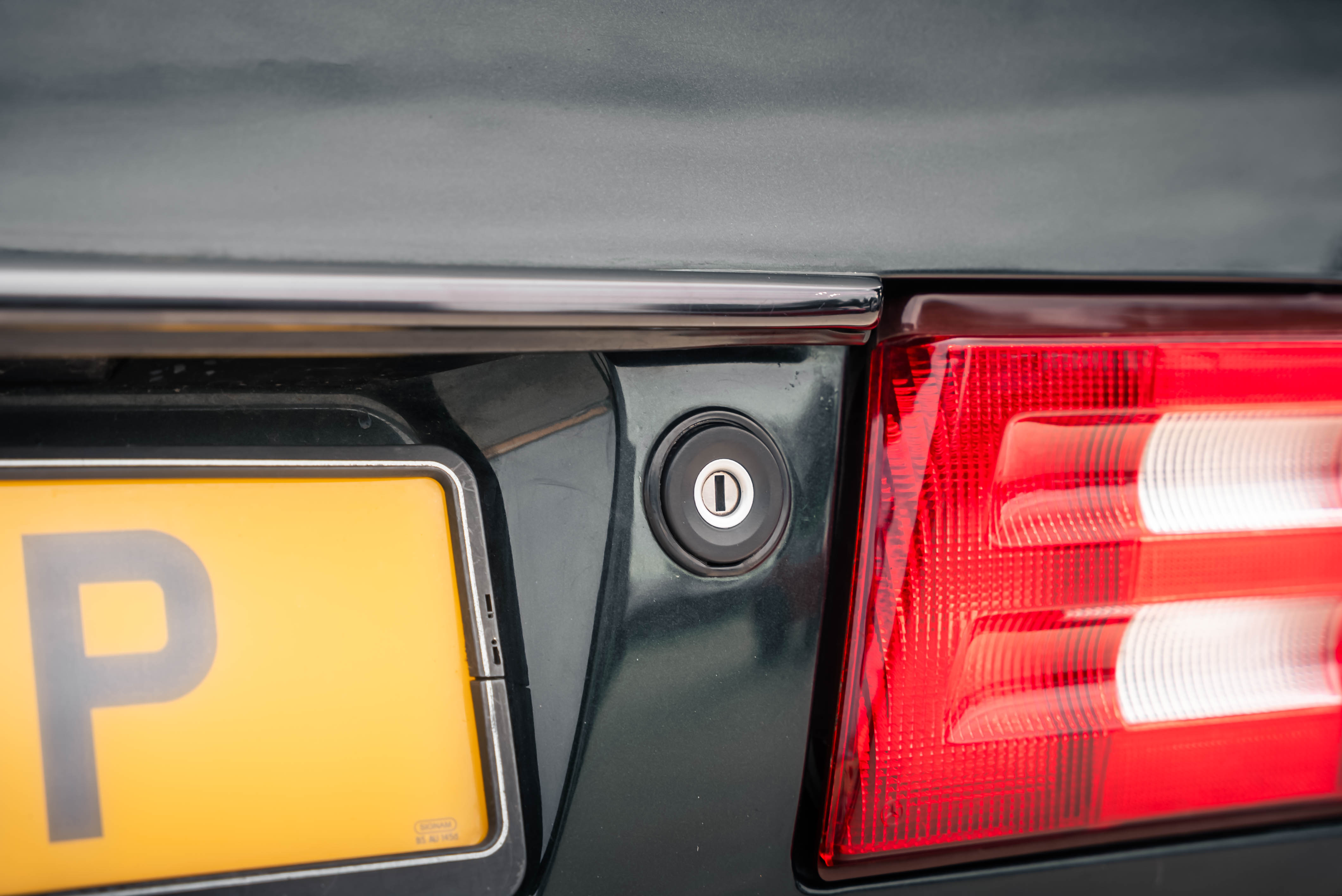 2001 Mercedes-Benz (R129) SL320 – Designo Heritage Edition for sale by ...