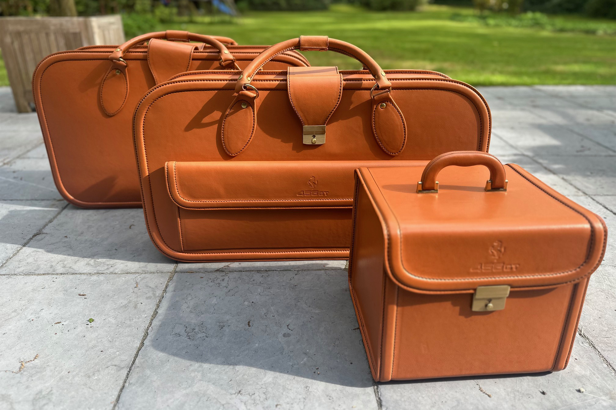 Schedoni Luggage For Ferrari 456 for sale by auction in Antwerp, Belgium